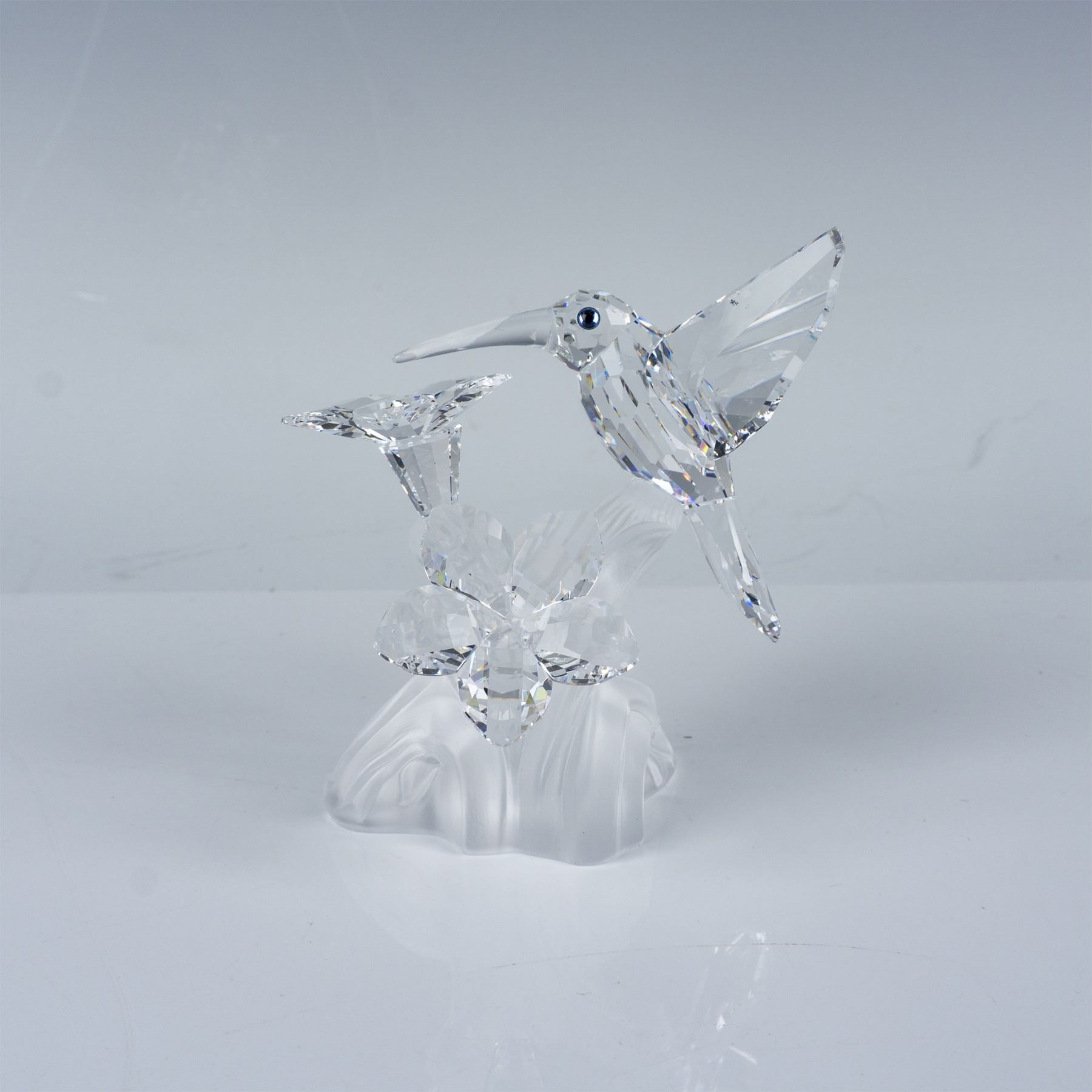 Swarovski Crystal Hummingbird Figurine w/Box