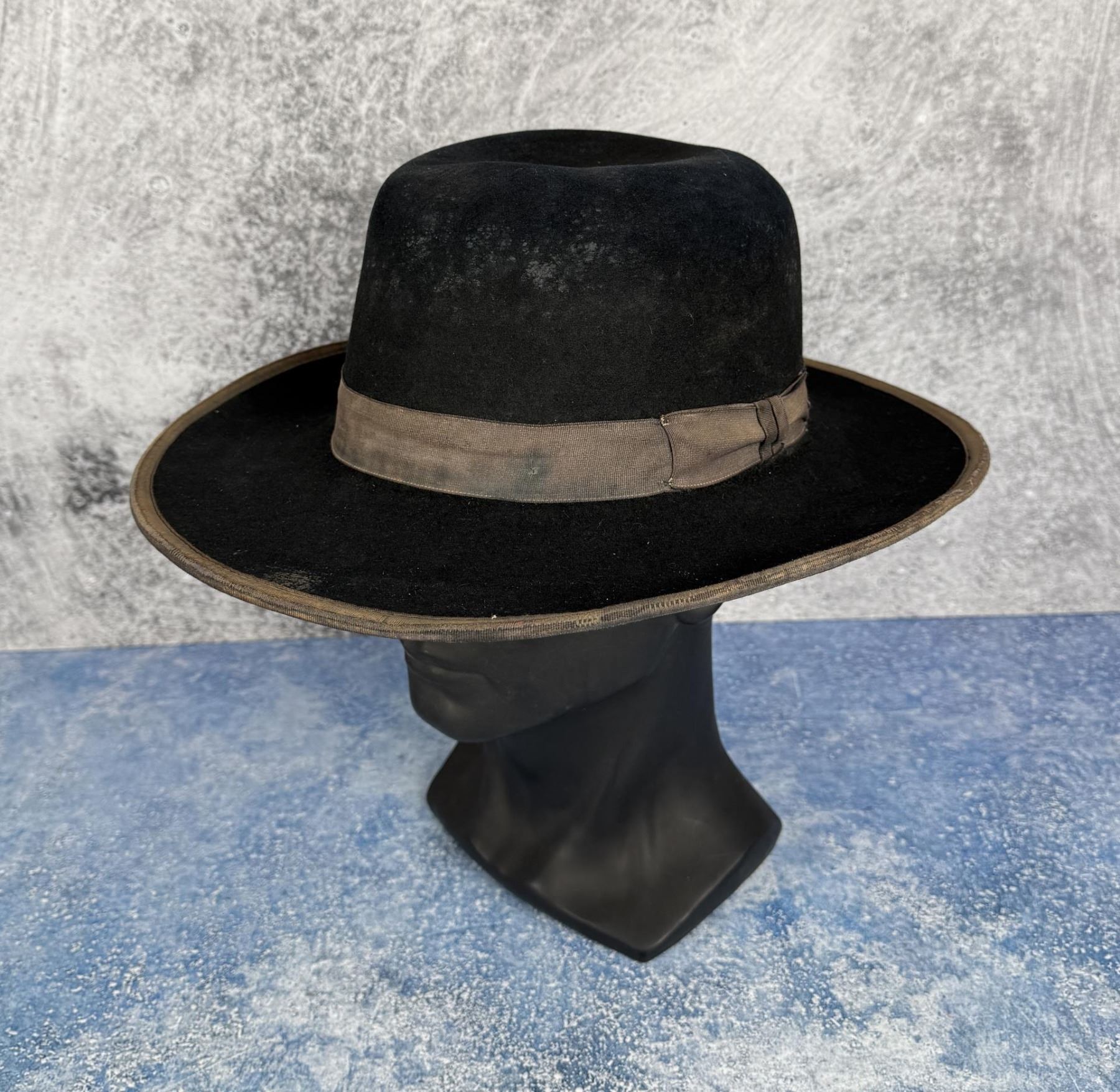 Antique Flying Cloud Montana Cowboy Hat