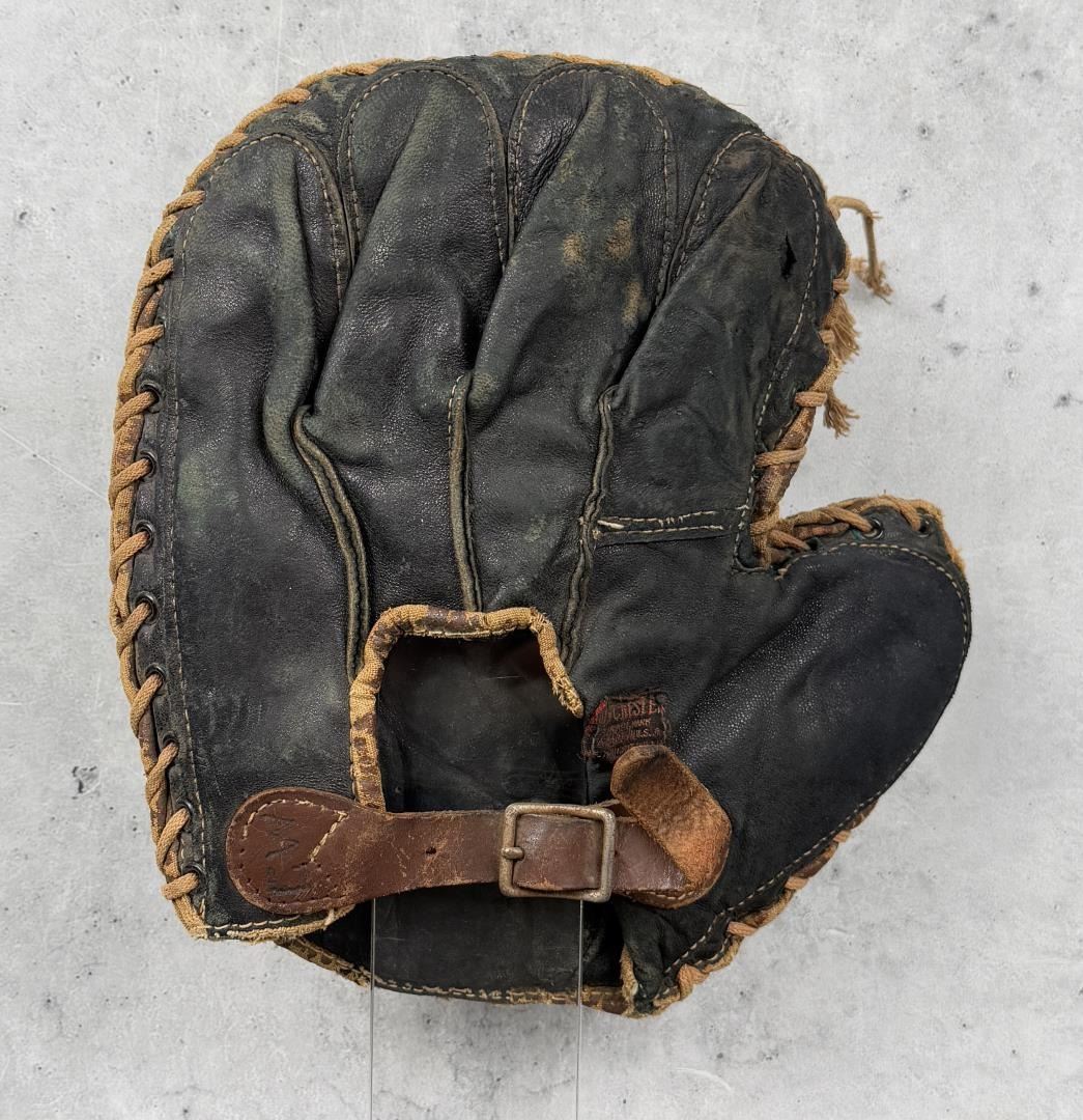 Winchester Buckle Back Baseball Catchers Mitt