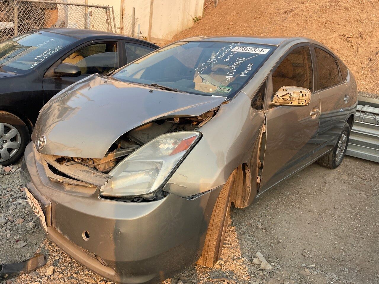 2004 TOYOTA PRIUS