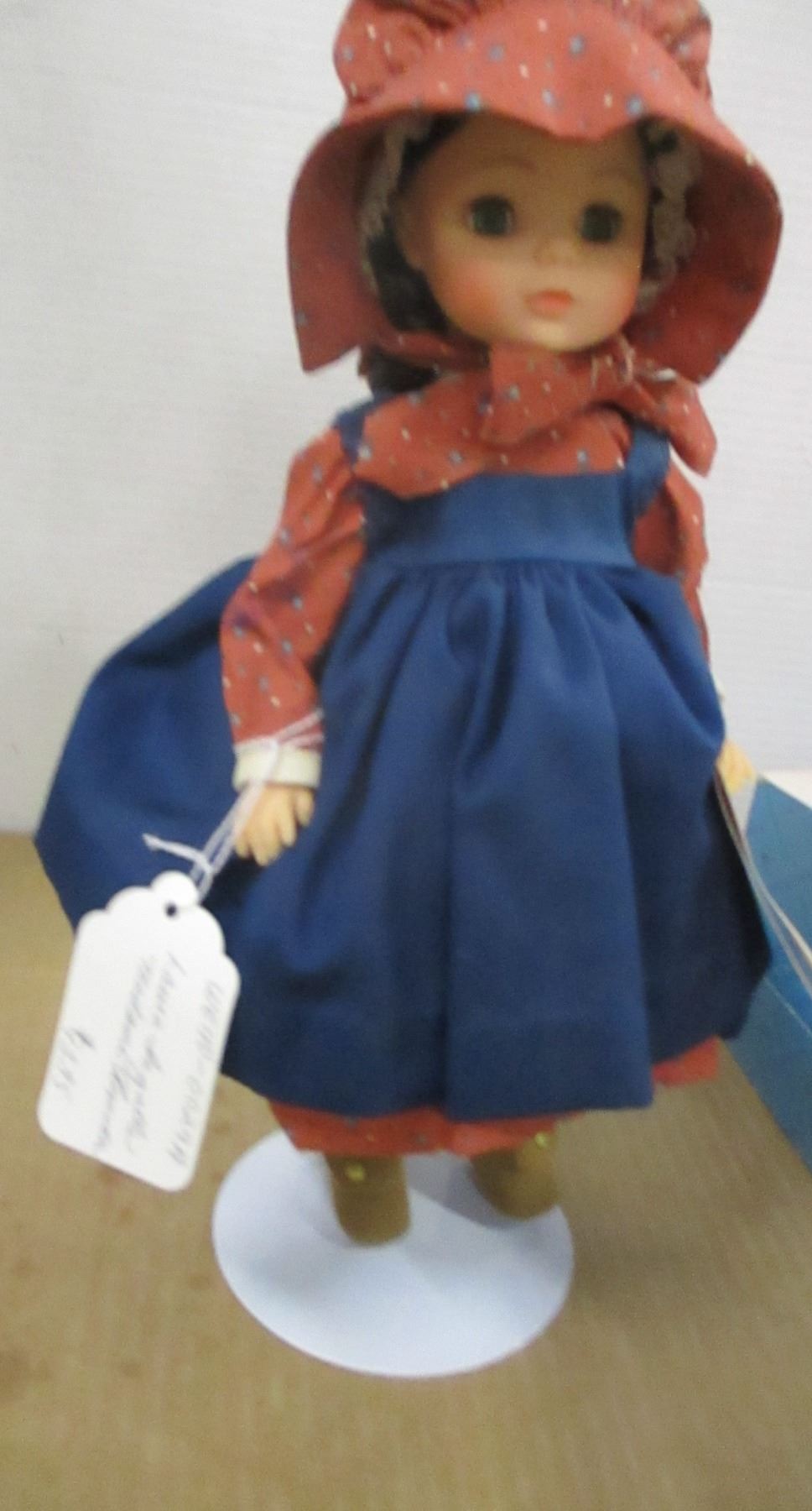 ESTATE/COLLECTABLE: LAURA INGALLS DOLL C/W STAND