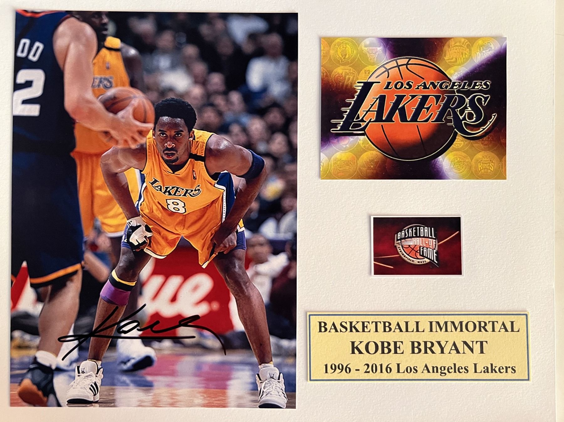 LA Lakers Kobe Bryant signed photo