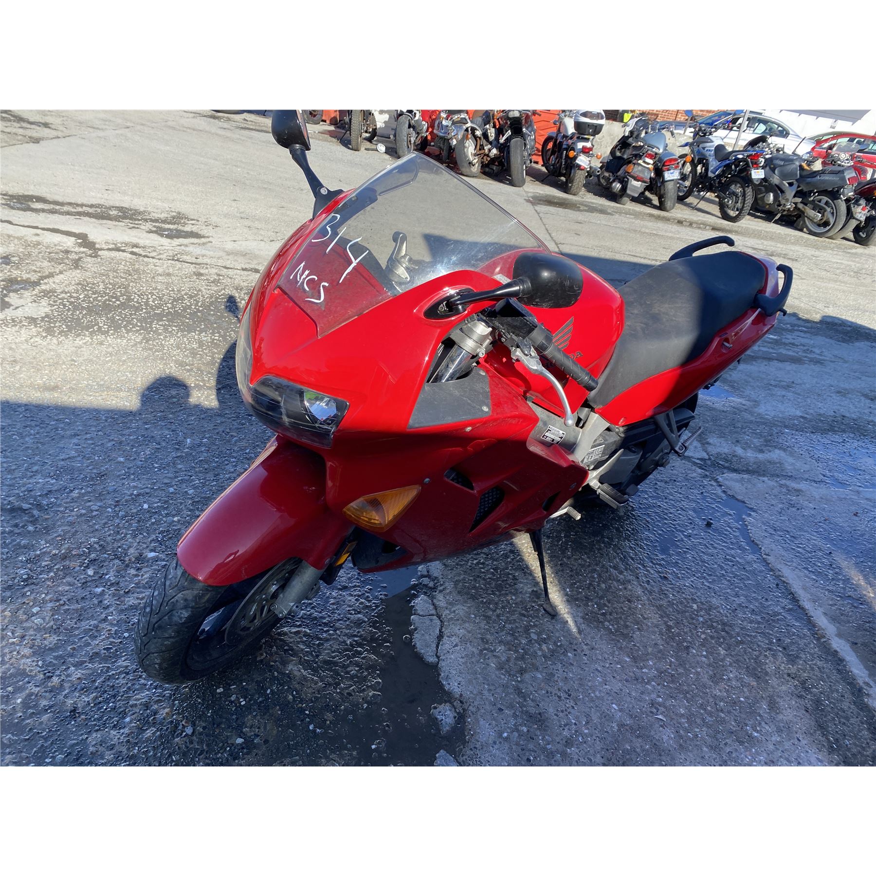 2001 Honda VFR800Fi (INTERCEPTOR)