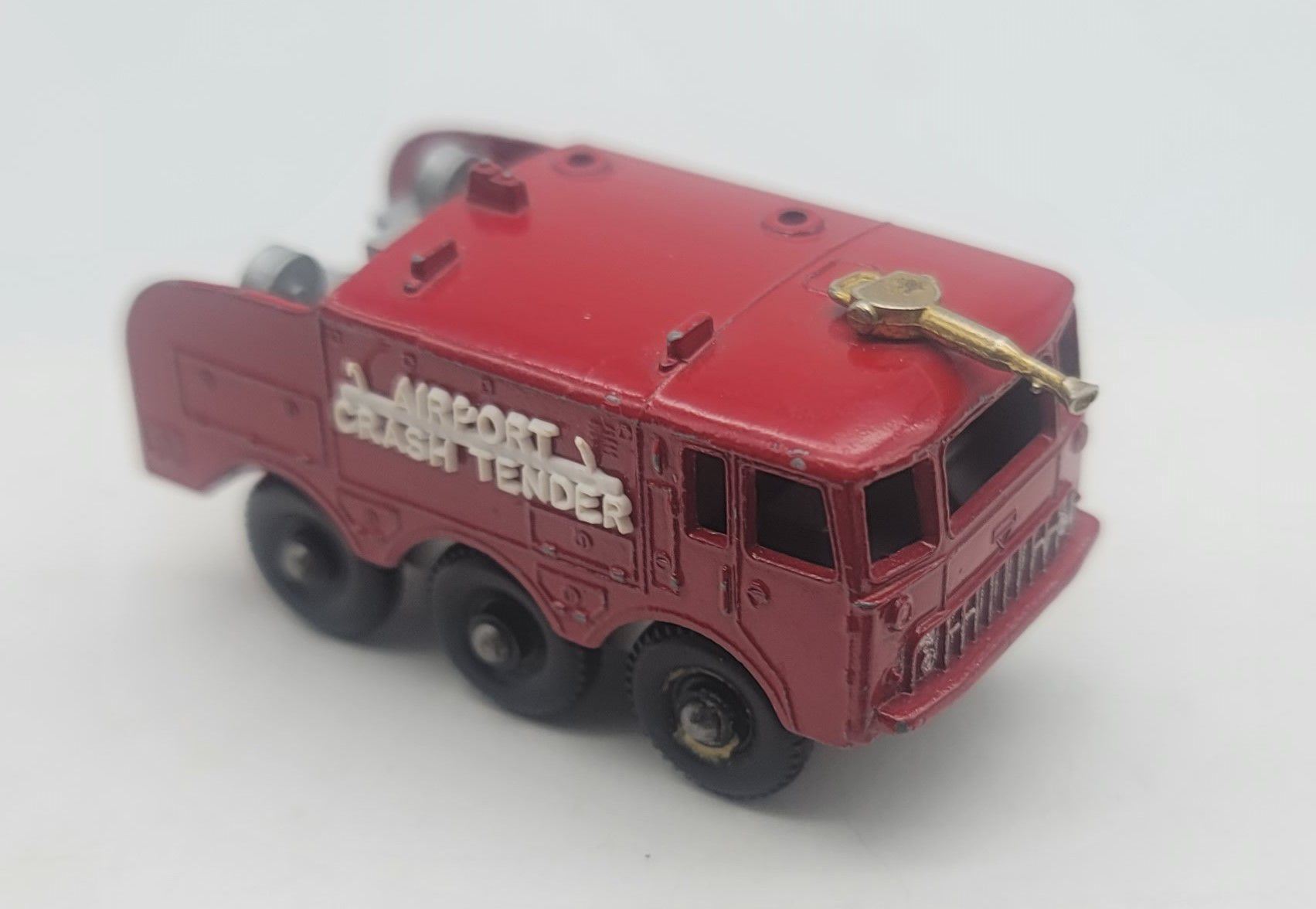 Matchbox Lesney Toys # 63 Foamite Airport Crash Tender
