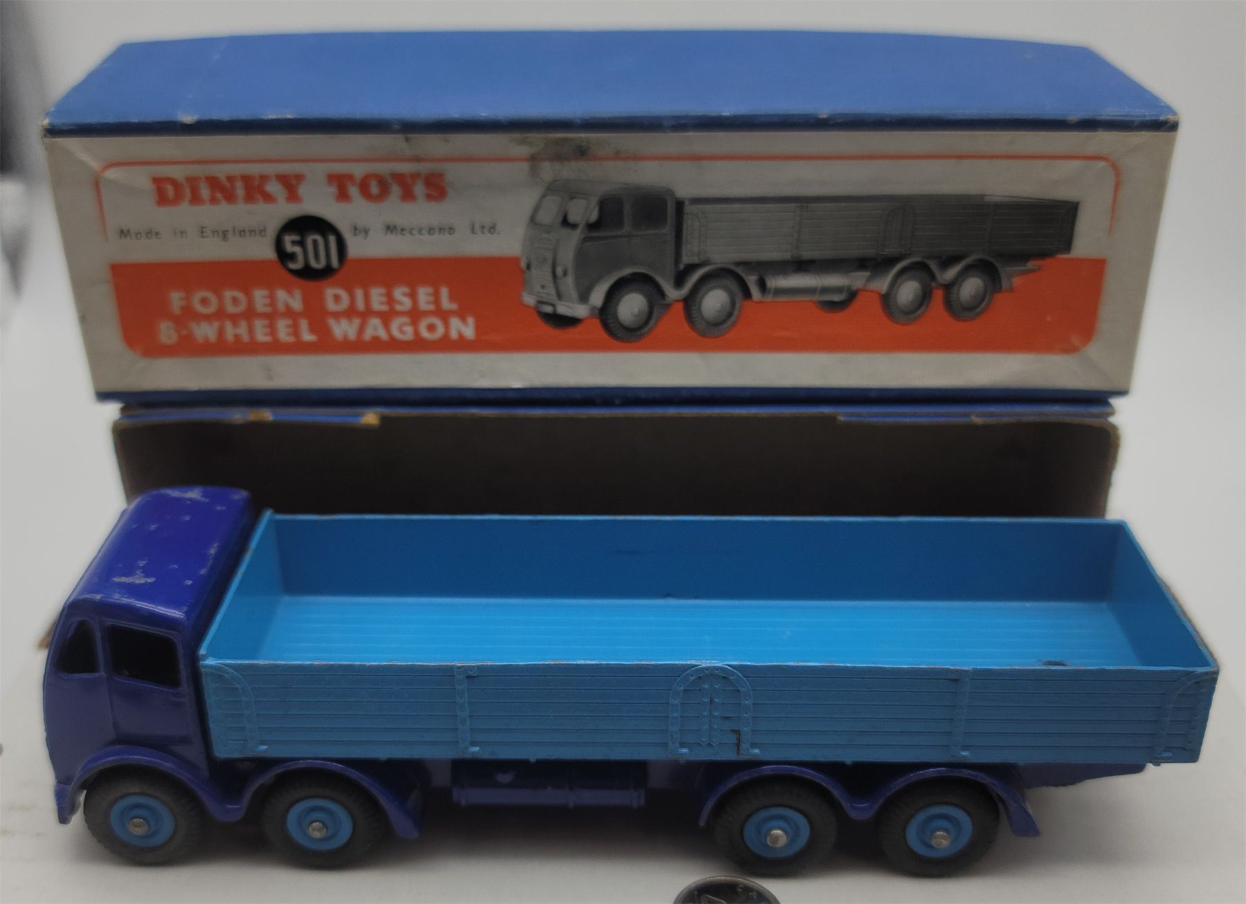 Dinky Toys #501 Foden Diesel 8 Wheel Wagon Truck in Great Original Box