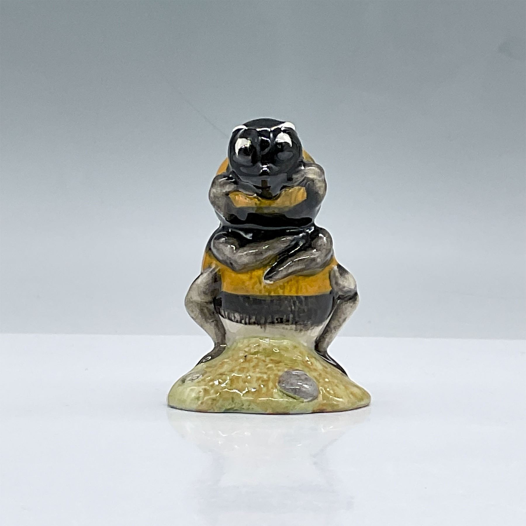 Royal Albert Beatrix Potter Figurine Babbitty Bumble