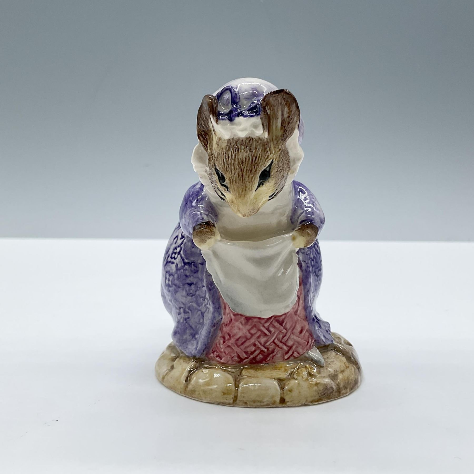 Royal Albert Beatrix Potter Figurine, Lady Mouse
