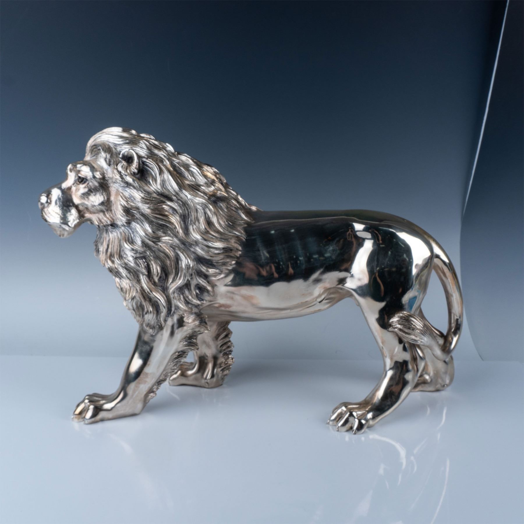 Gold Line Silver Lion Sculpture