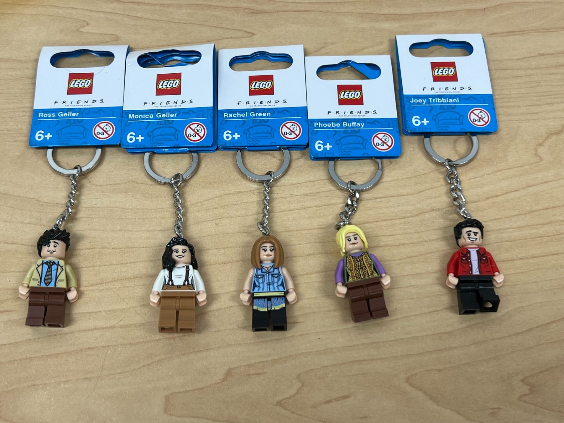 5 Lego Friends Minifigure Key Chains - Phoebe / Rachel / Monica / Ross ...
