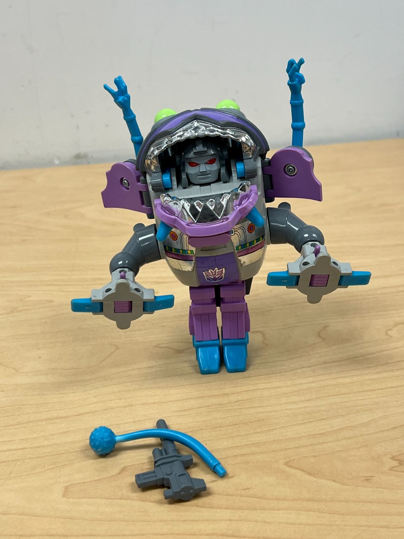 1986 Transformers Gnaw Takara Hasbro Japan