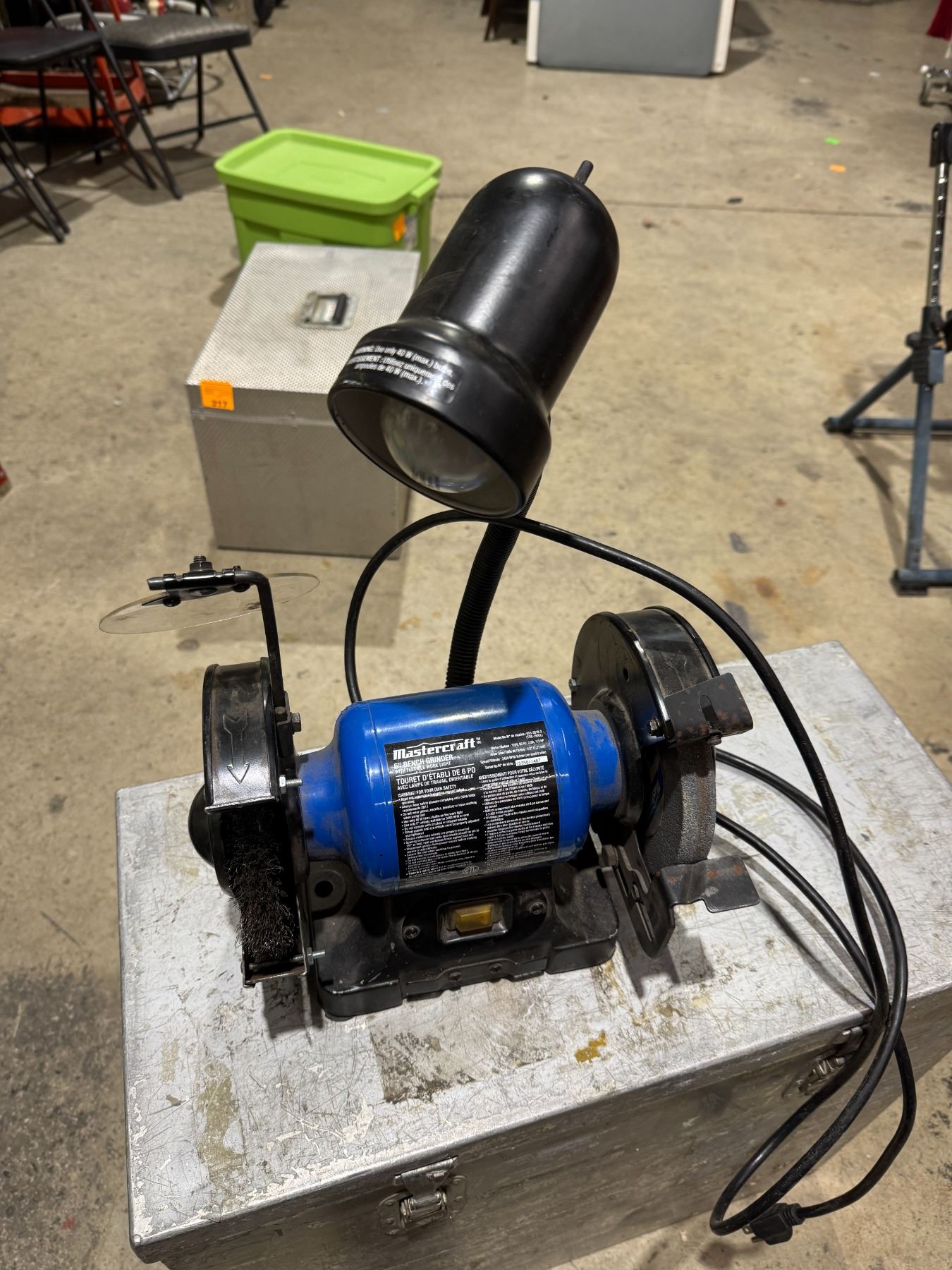 Mastercraft bench grinder