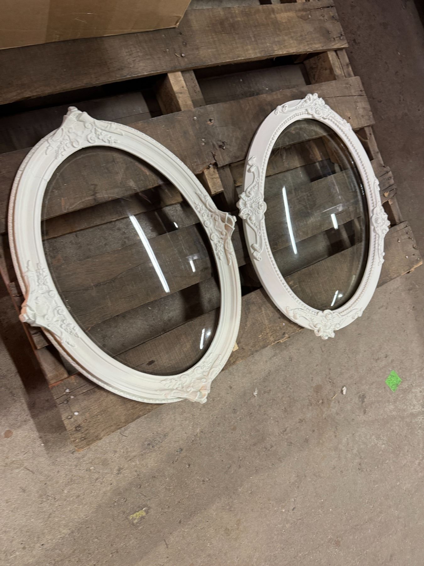Oval convex glass frames