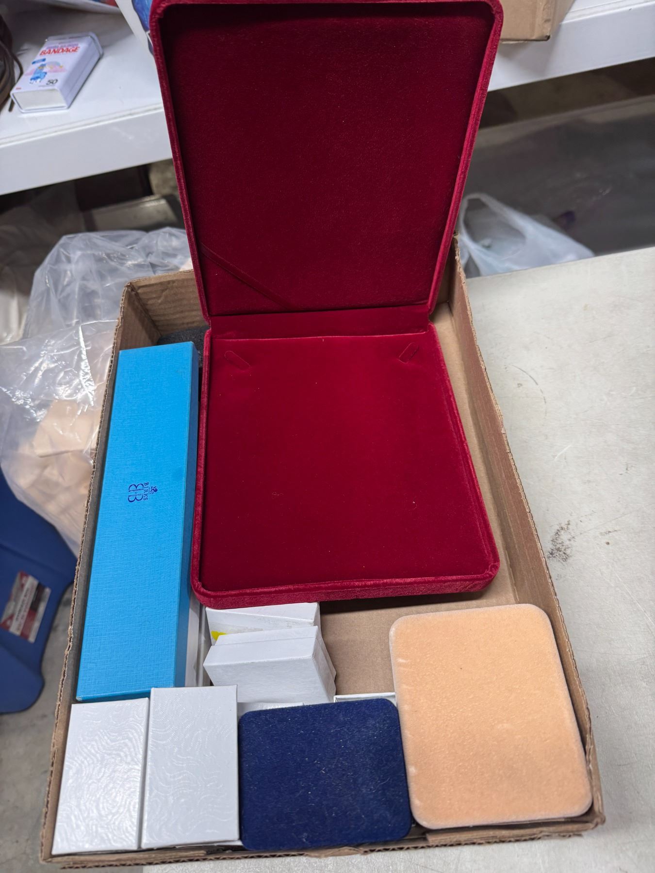 Assorted jewelry boxes
