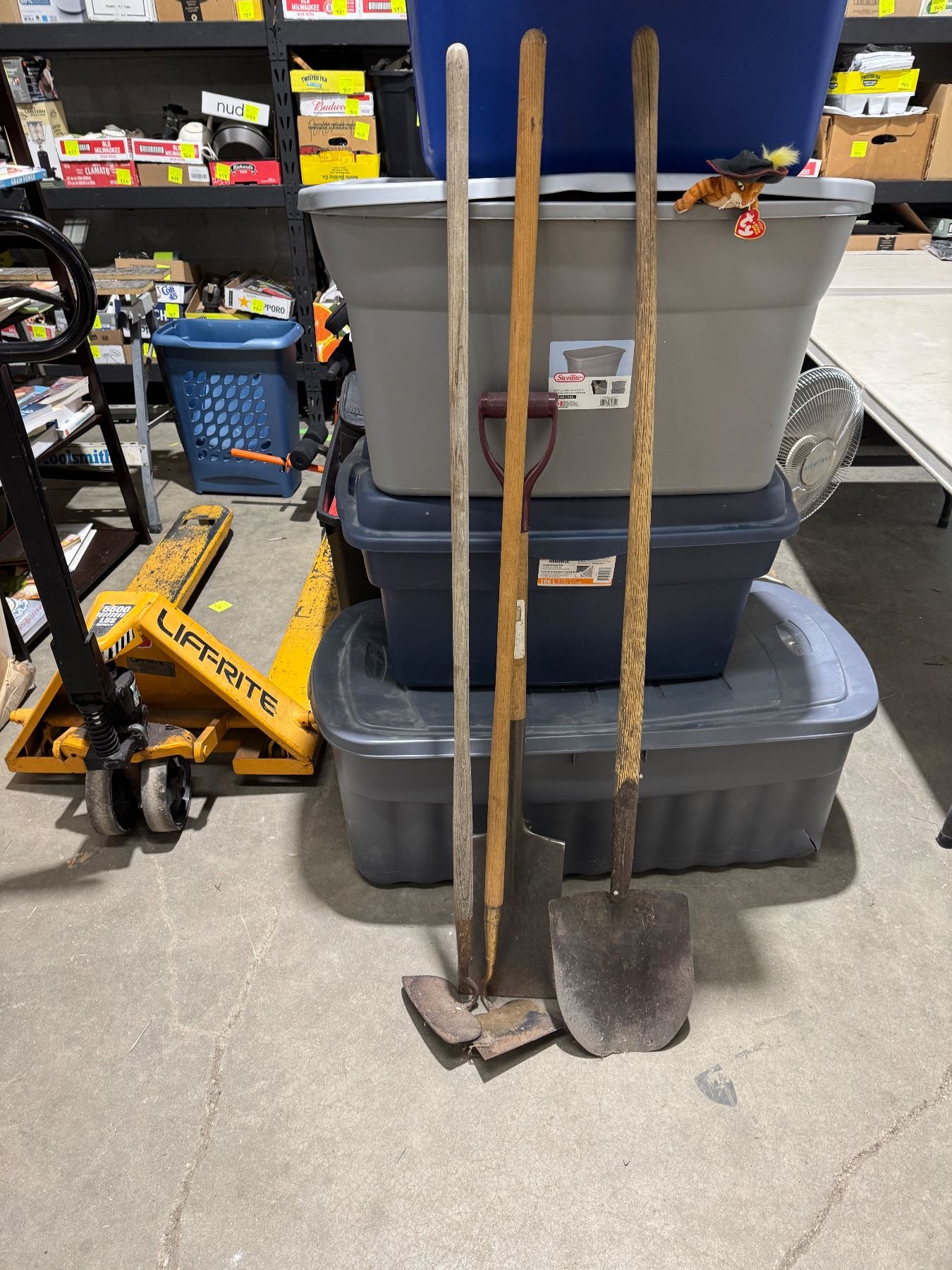Yard and garden tools