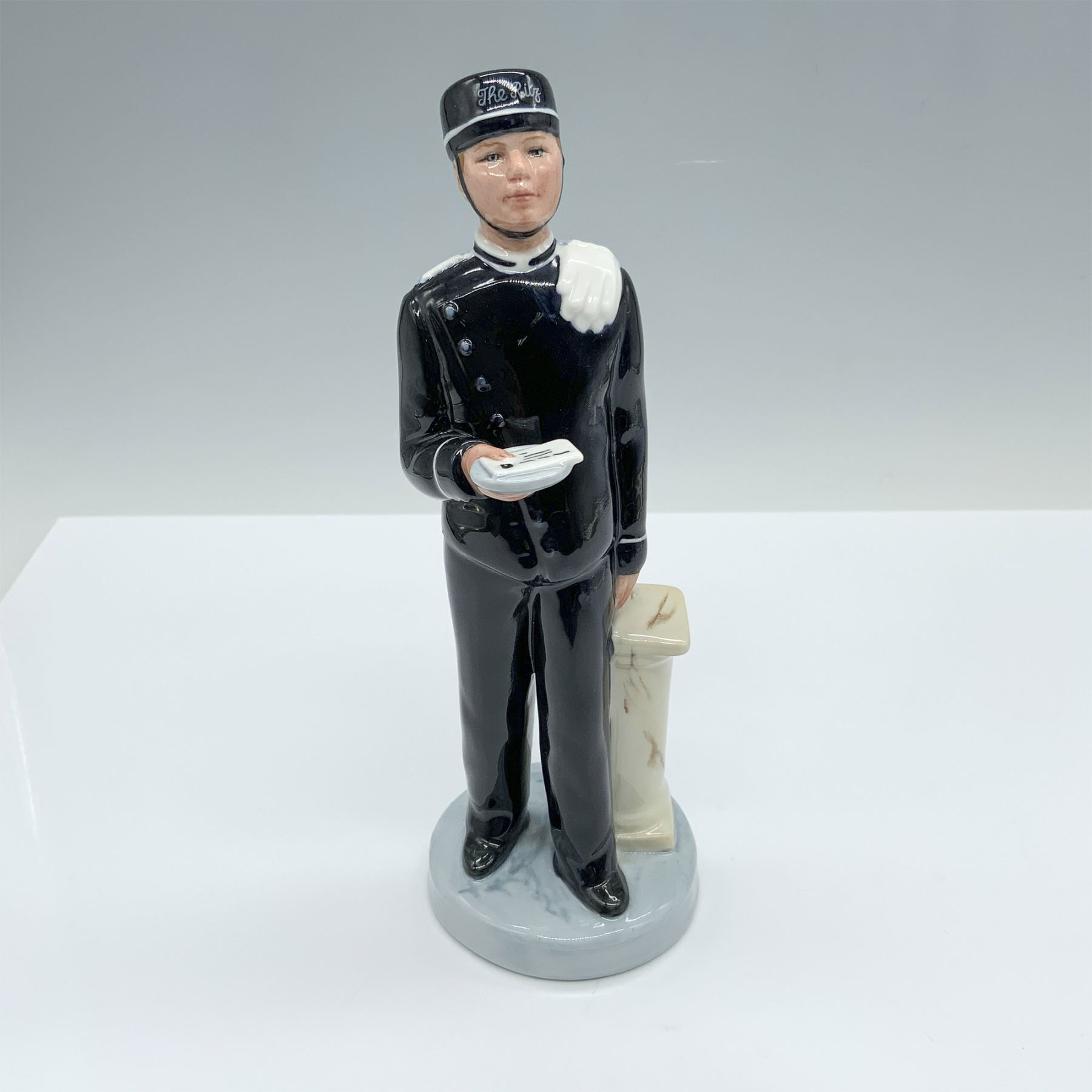 Royal Doulton Figurine, Ritz Bell Boy HN2772