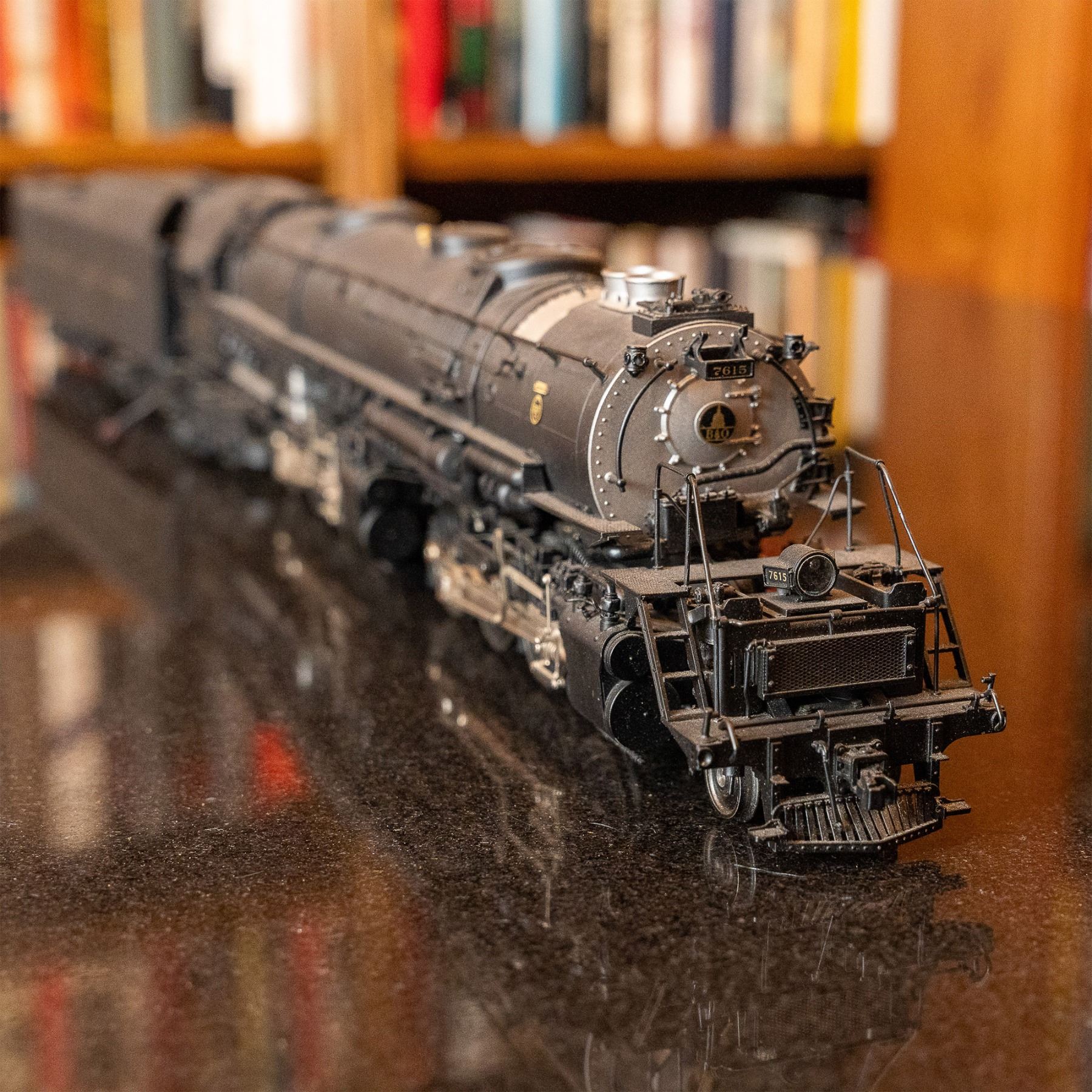 3rd Rail Division Sunset Models Die-Cast Locomotive