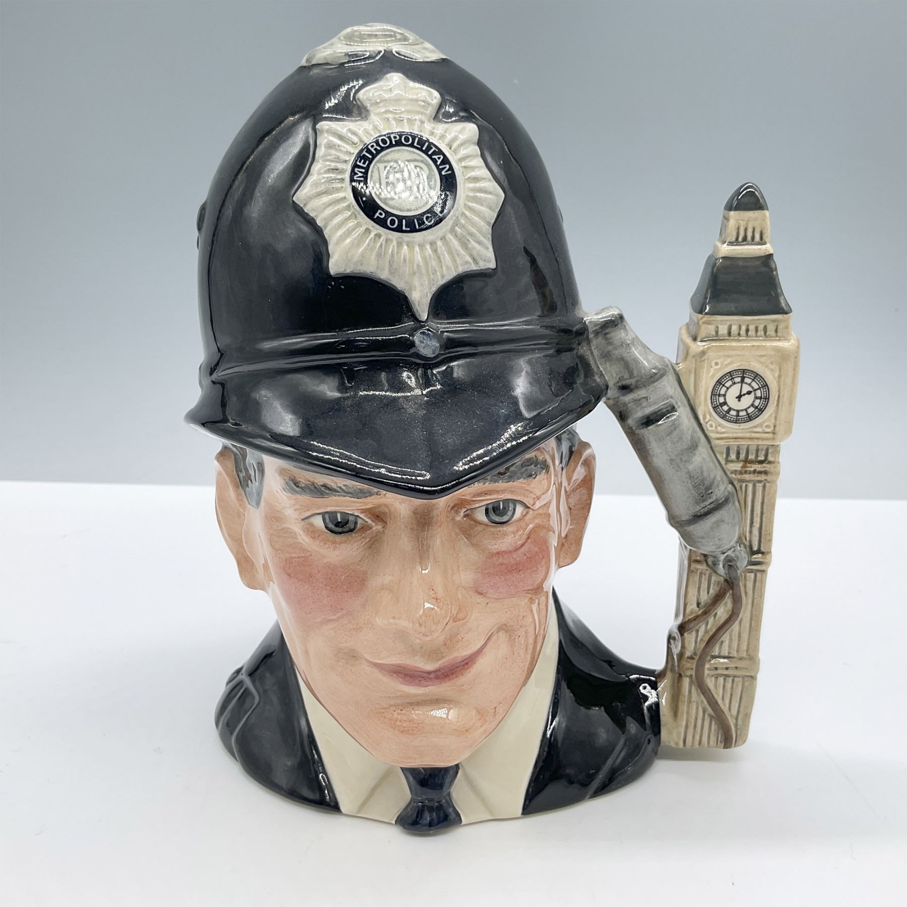 London Bobby D6744 Large Doulton Character Jug