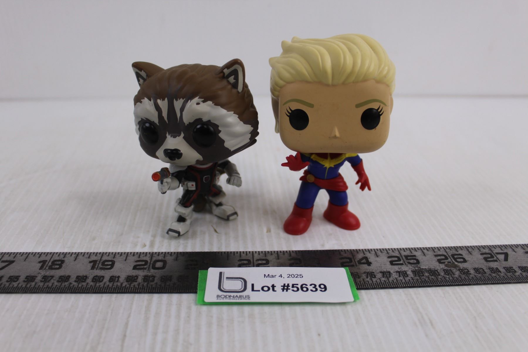 (2) Funko Pop (Rocket Raccoon & Captain Marvel) - Bodnarus Auctioneering