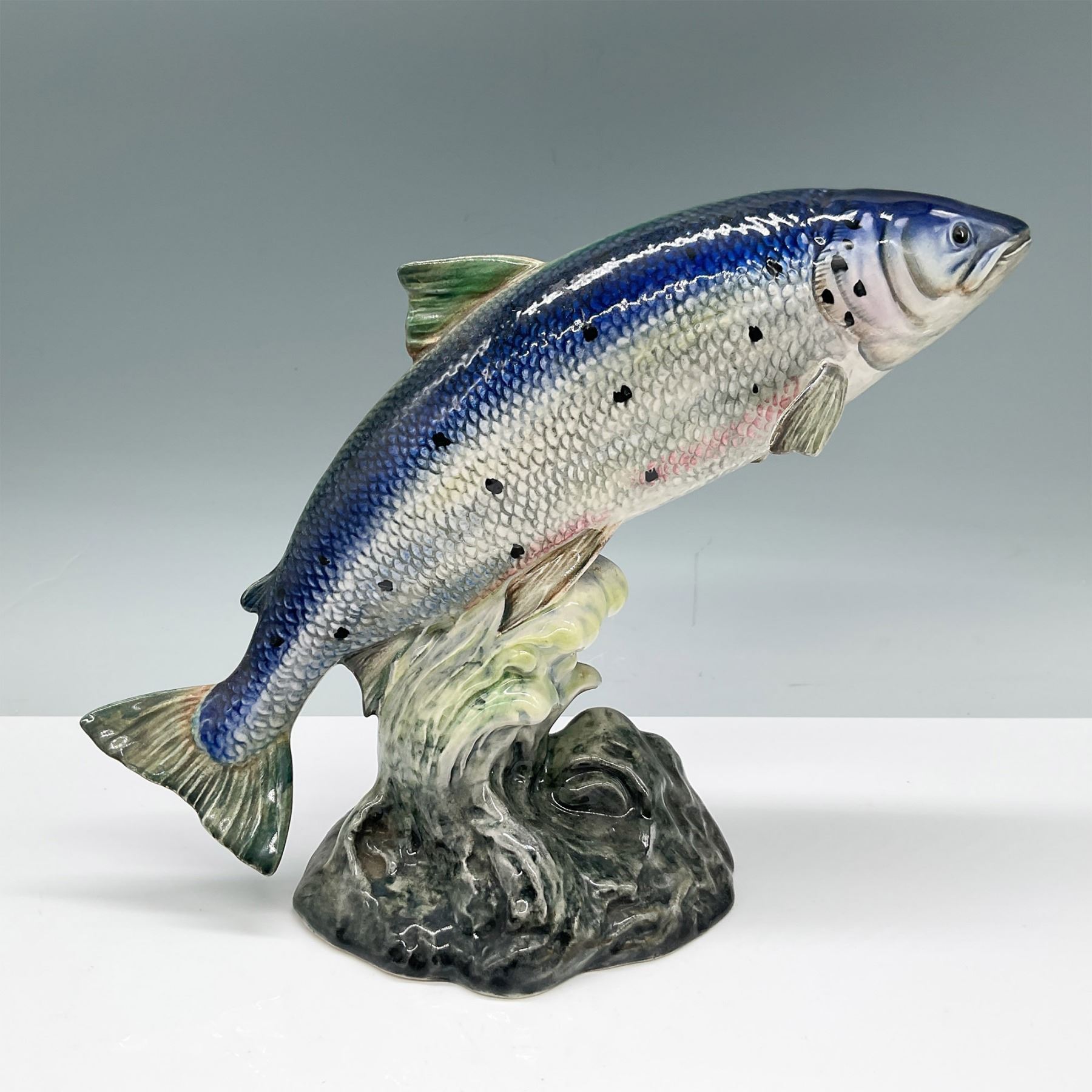 Beswick Porcelain Figurine, Atlantic Salmon 1233