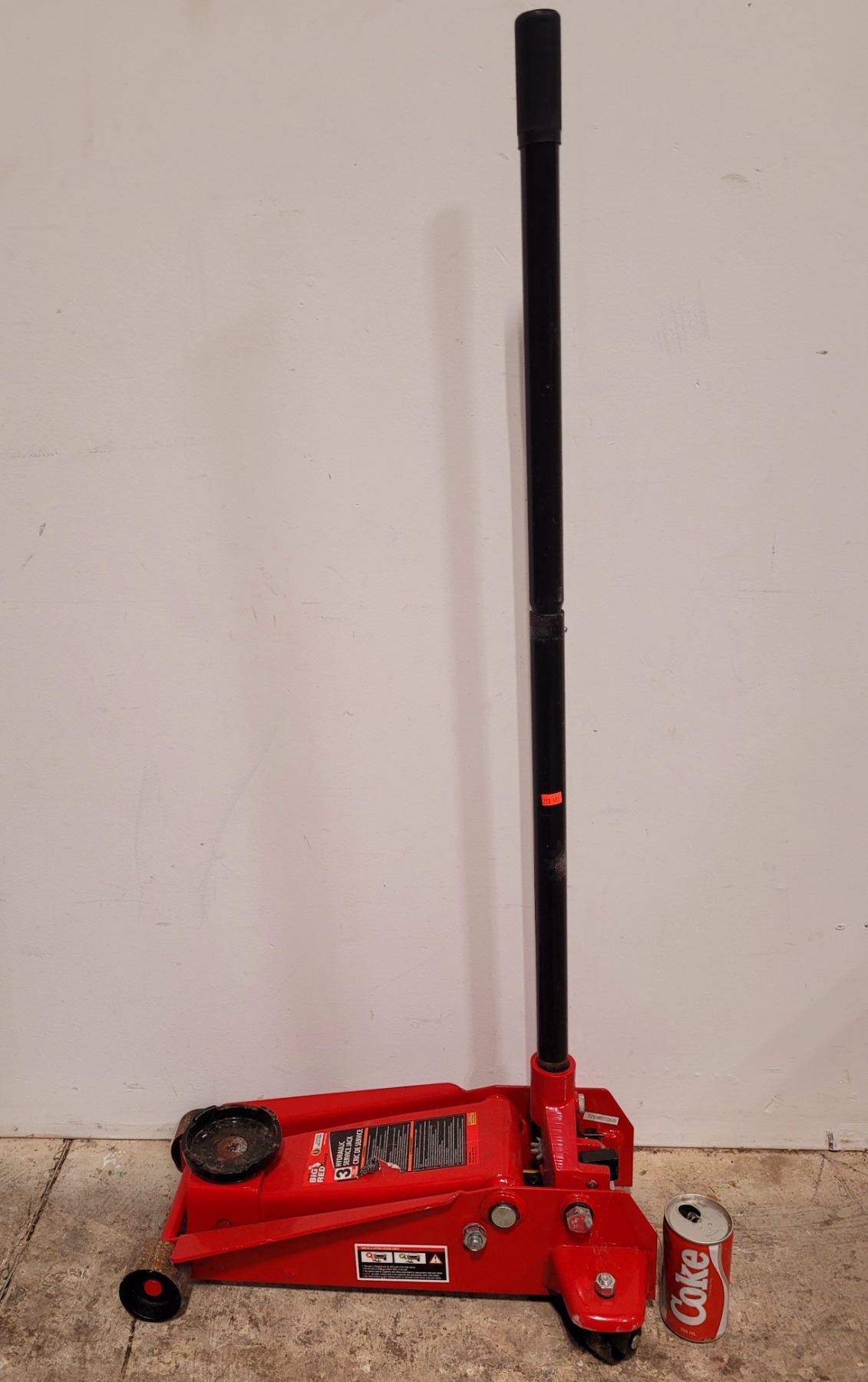 Torin Big Red Jacks 3 Ton Hydraulic Service Jack