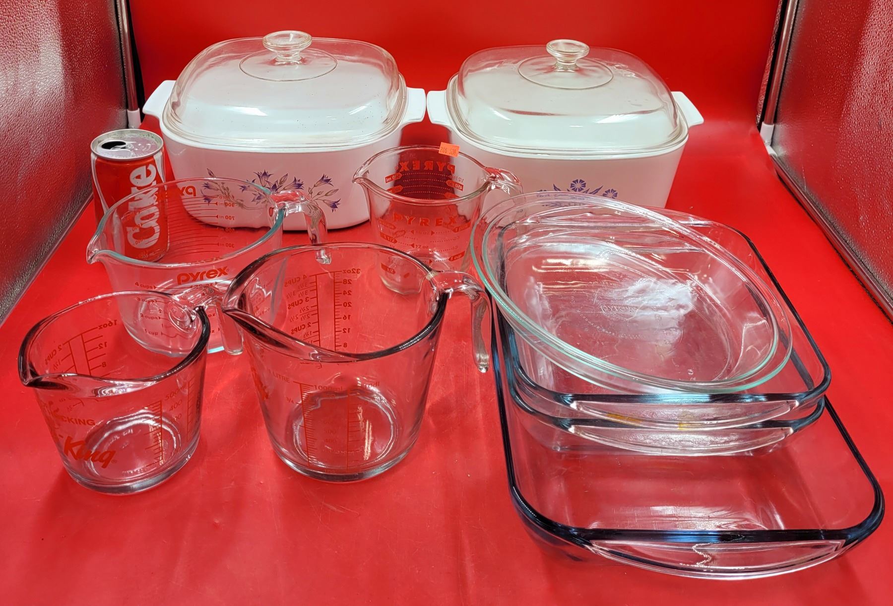 Assortment Of Pyrex & Corning Ware Kitchen Ware