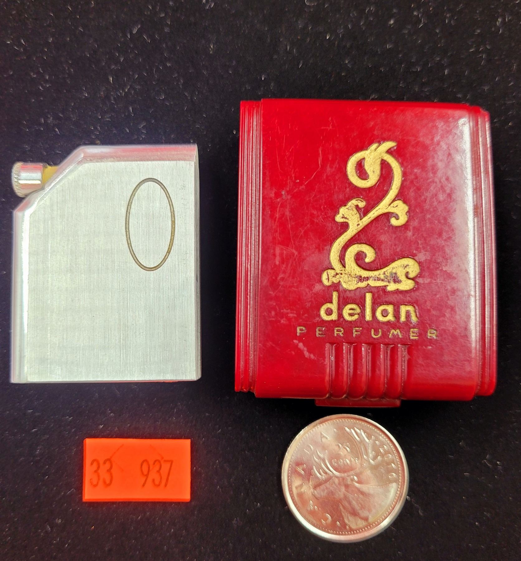 VTG Delan Perfume Atomizer In Original Case w/ Directions