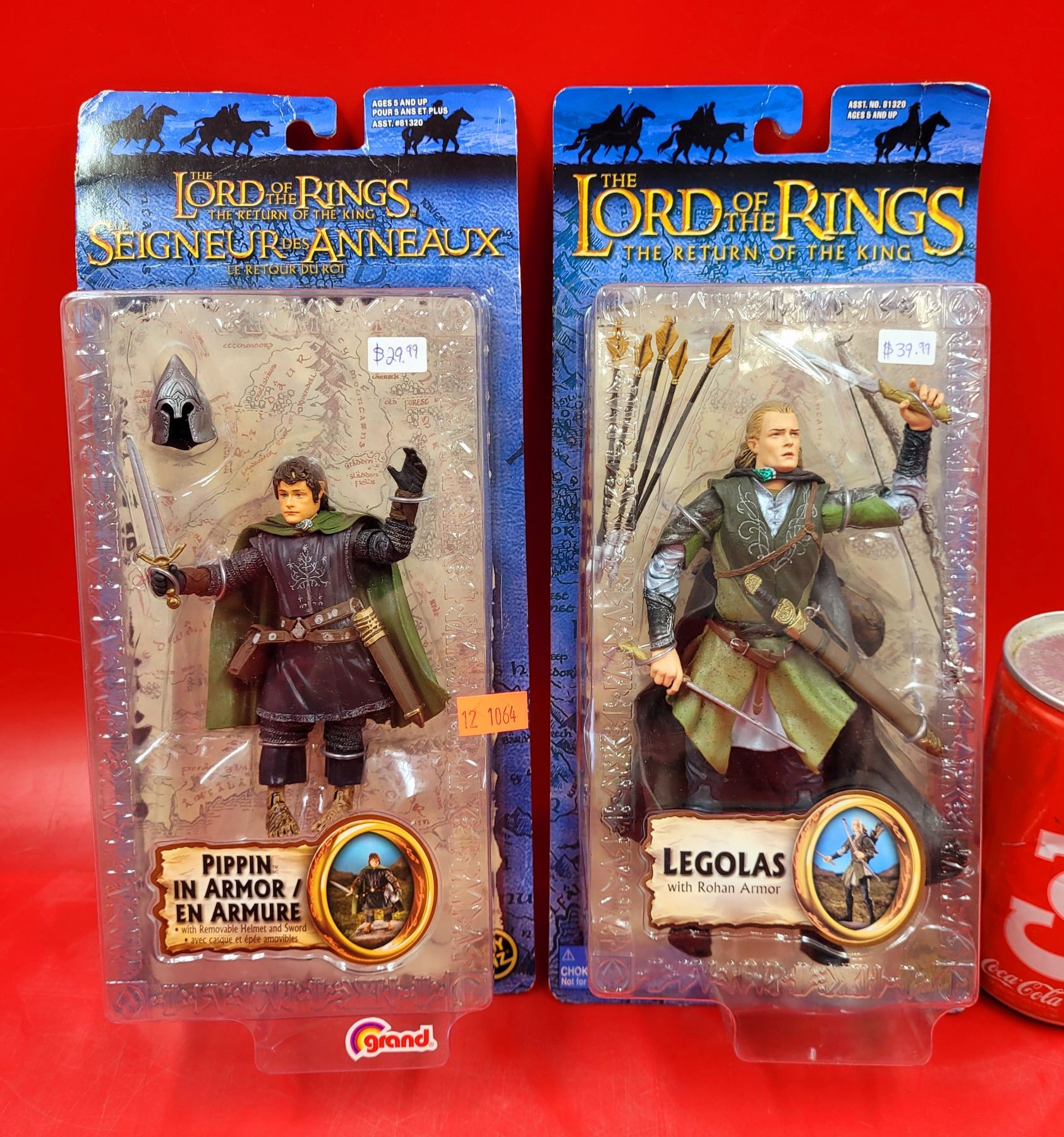 The Lord Of The Rings Pippin In Armor & Legolas Action Figures