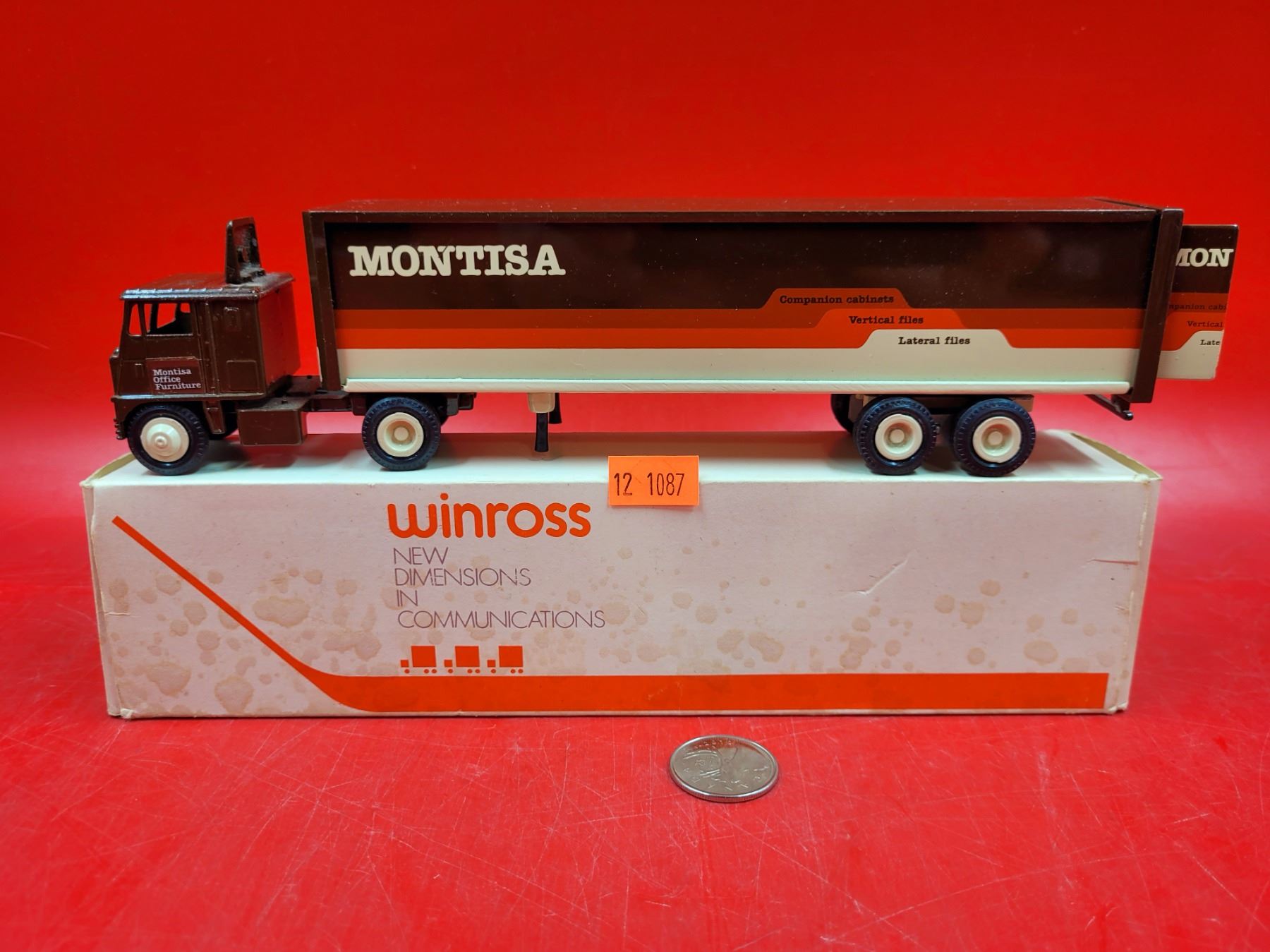 Winross Montisa 1:64 Die Cast Model Semi Truck