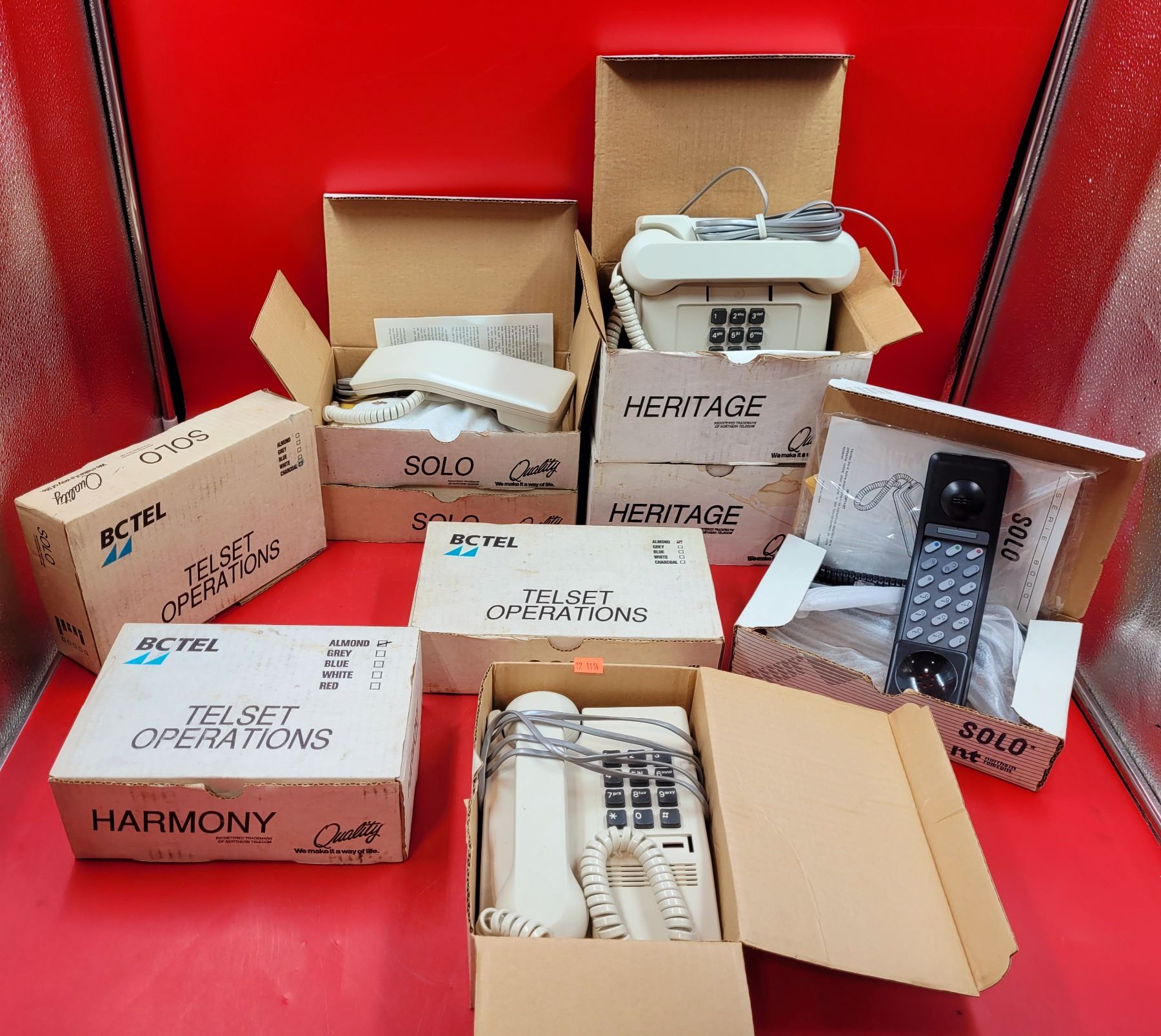 NOS Lot Of Home Phones from BC Tel