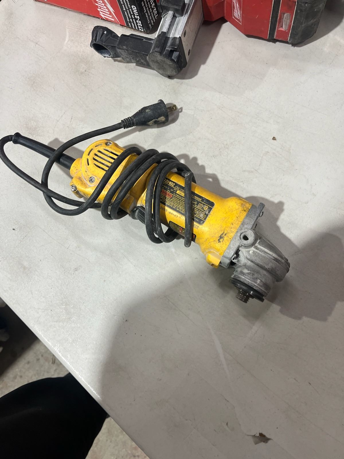 Dewalt D28402 Angle Grinder Tested