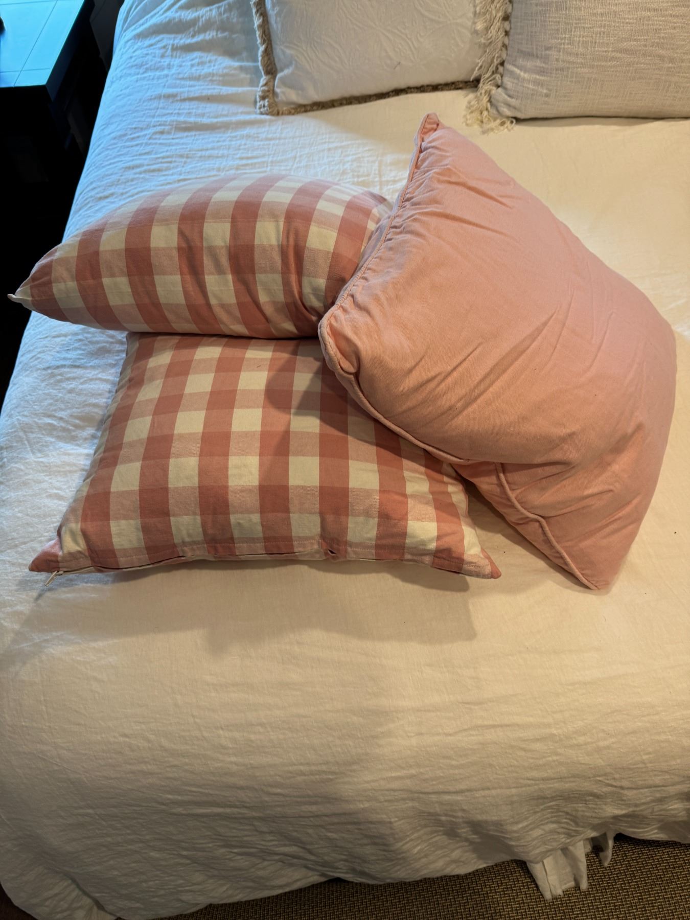 3 throw pillows