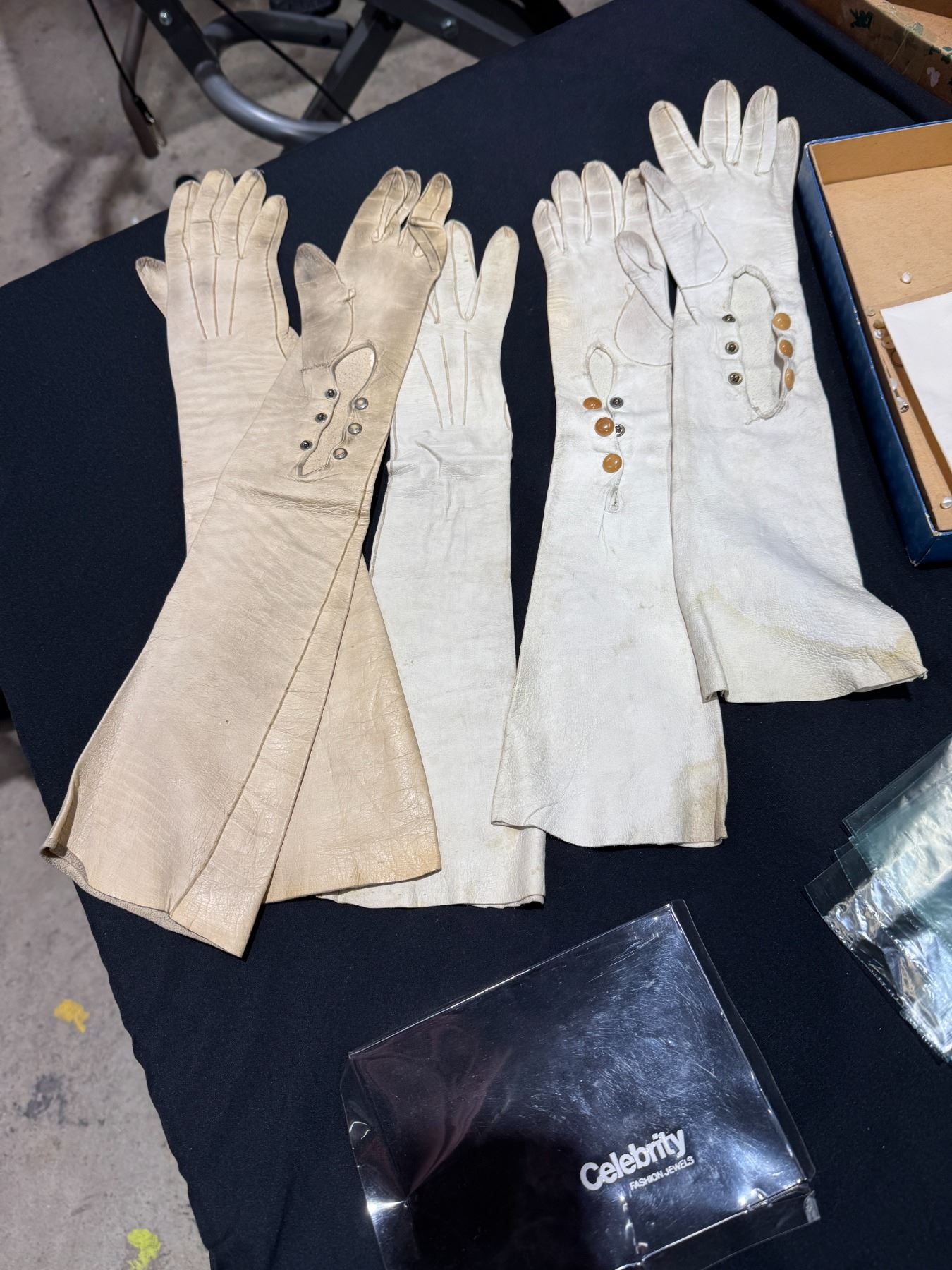 Vintage leather gloves