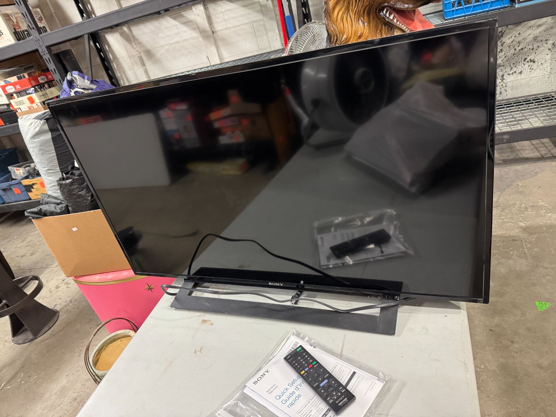 Sony 40 inch TV with remote