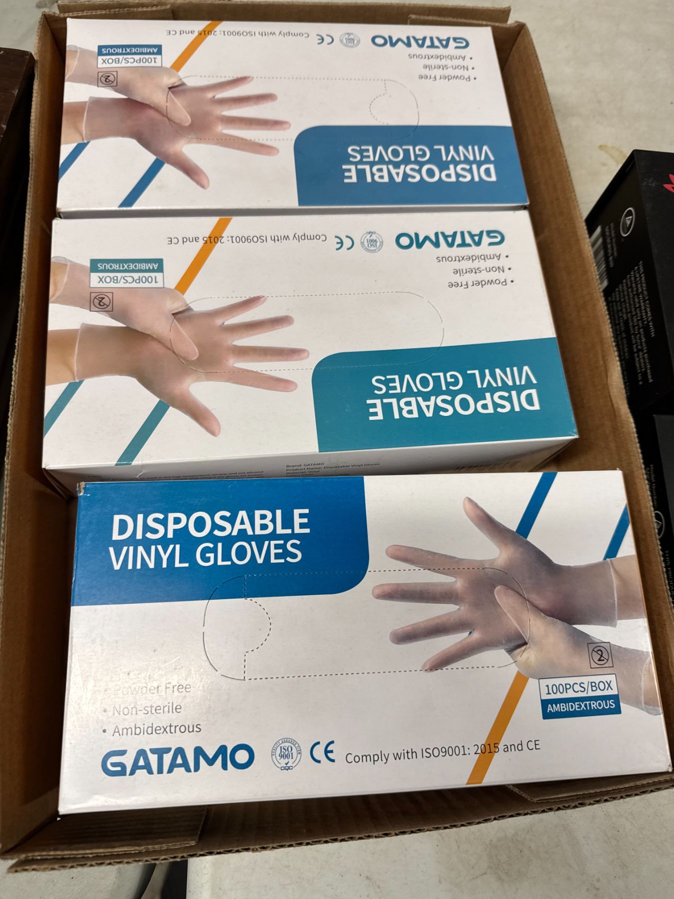 Disposable vinyl gloves