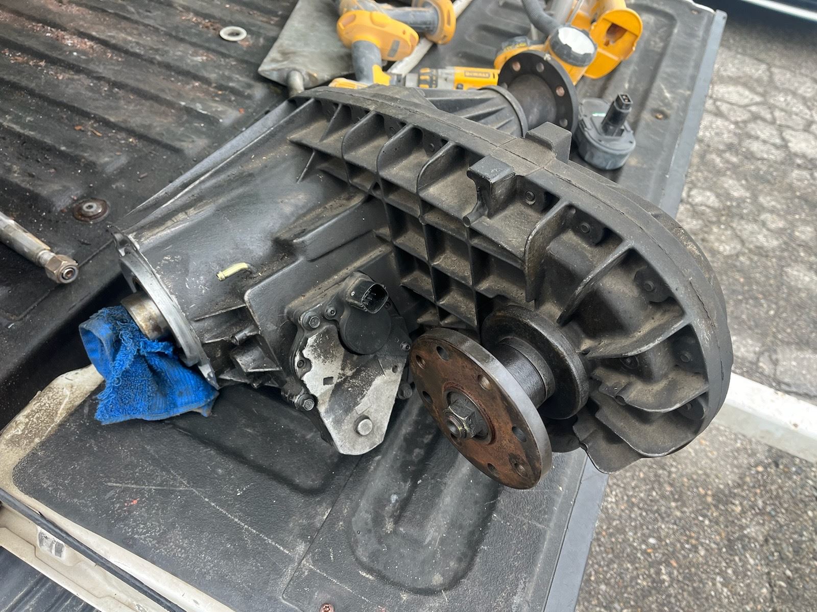 Transfer Case Electric Shift Automatic 4R100 4x4 | Fits 1999-2005 Ford ...