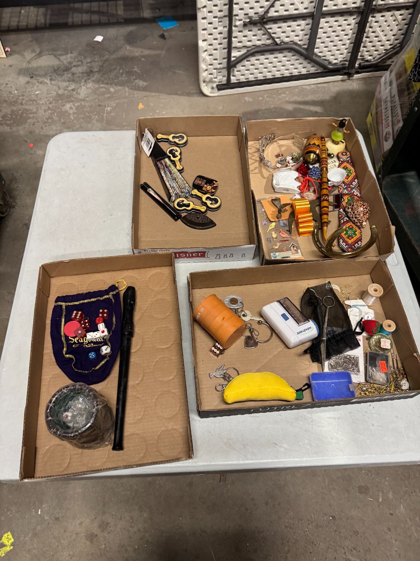 Assorted collectibles, etc.