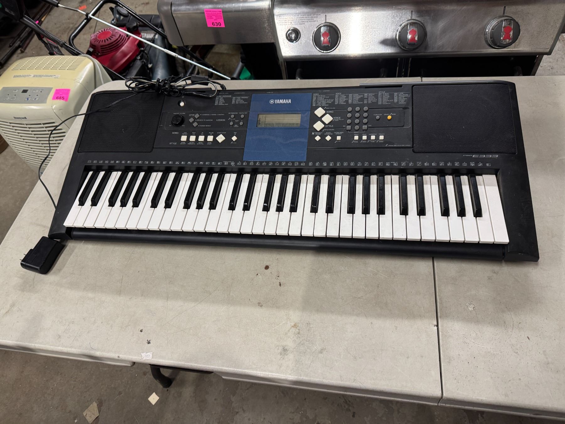 Yamaha keyboard PSR – E333
