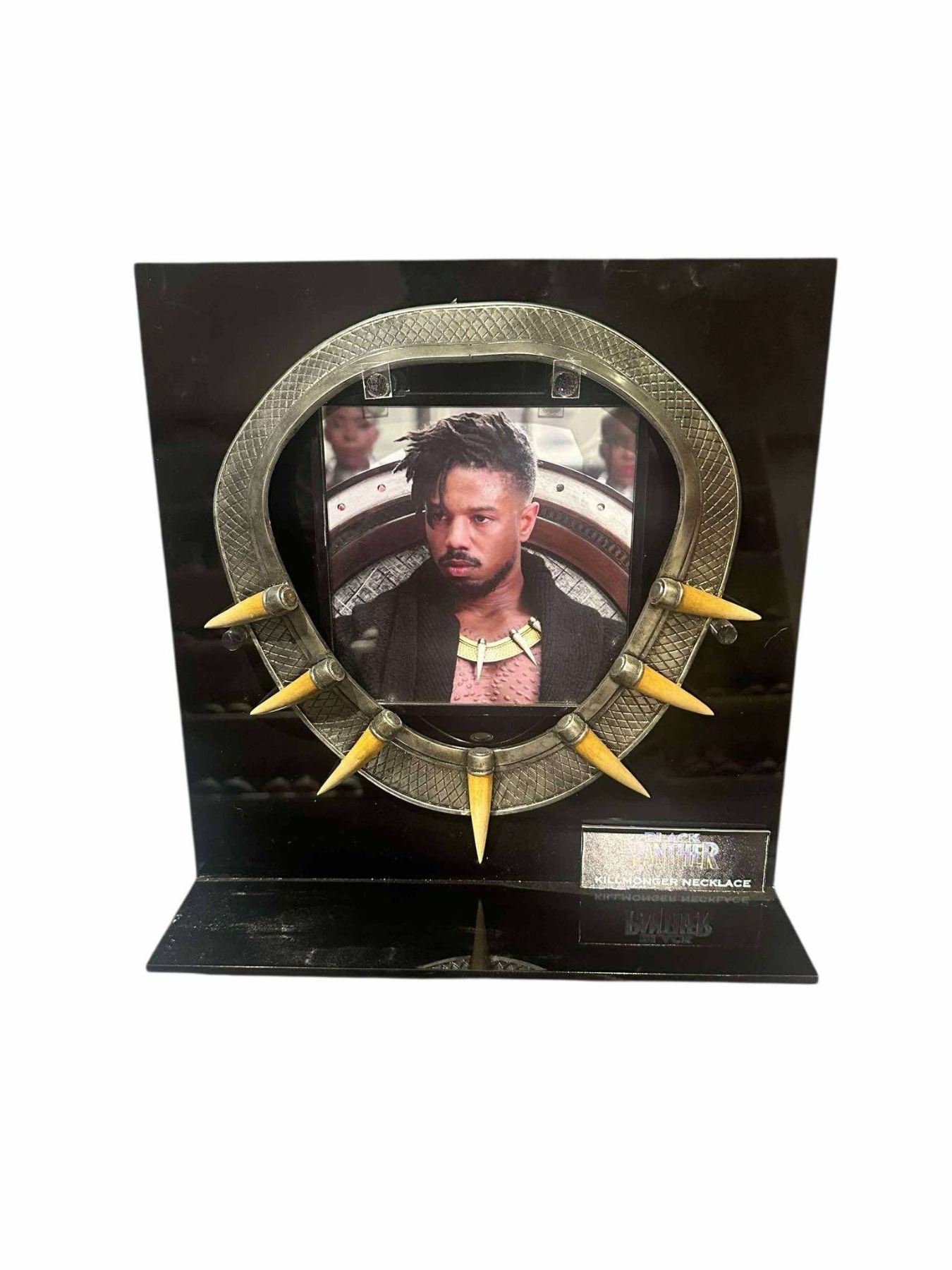 Black Panther (2018) - Killmonger (Michael B. Jordan) Necklace With Display