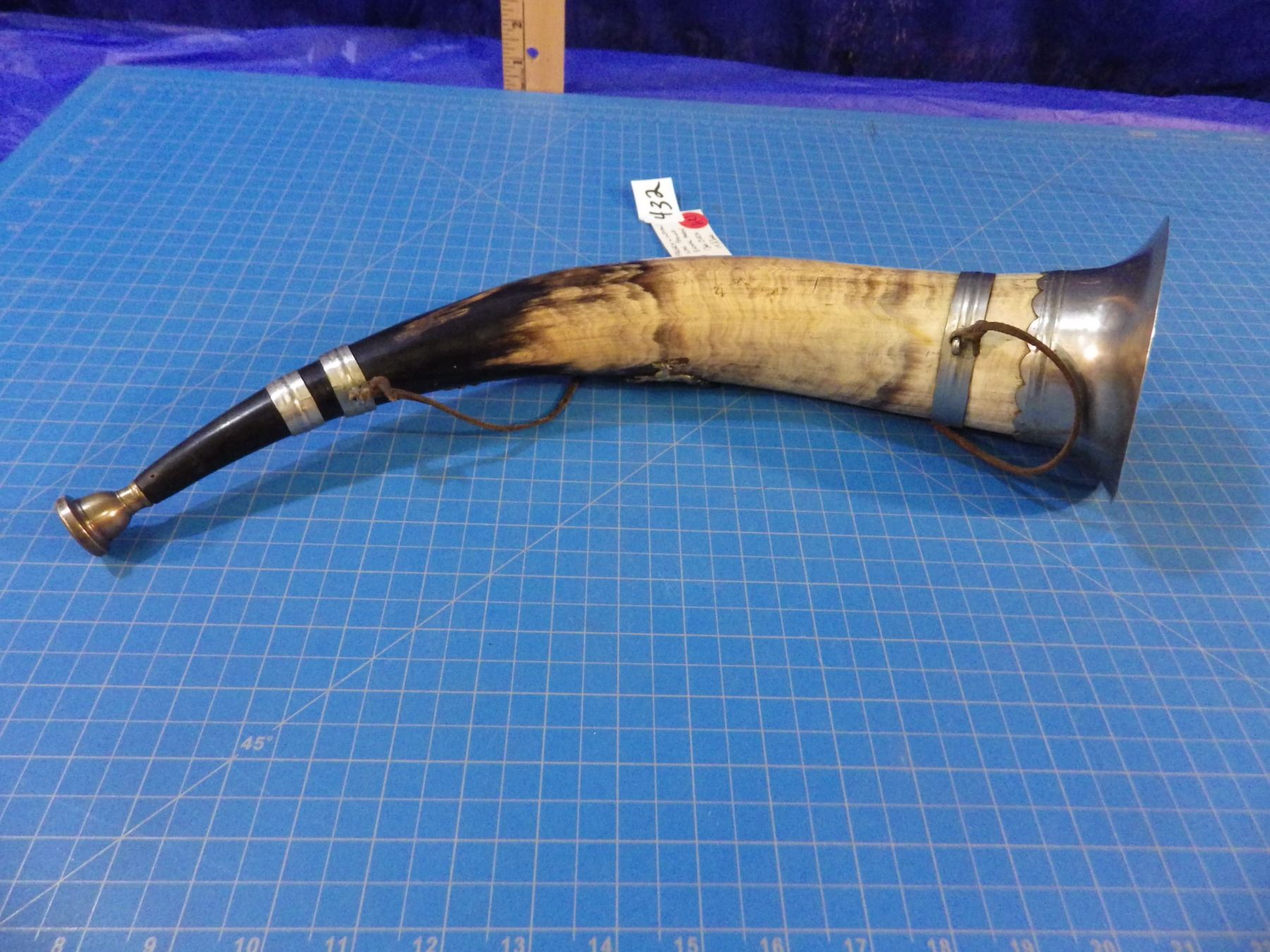 A rare antique signal horn attibuted to the Queen's Rangers First ...