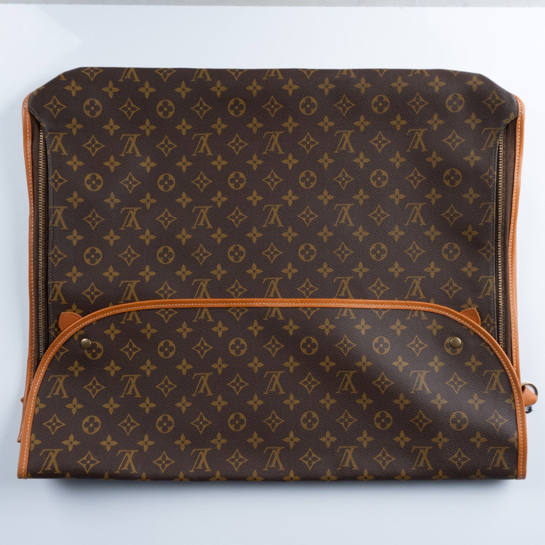Louis Vuitton Garment Cover in Monogram Canvas