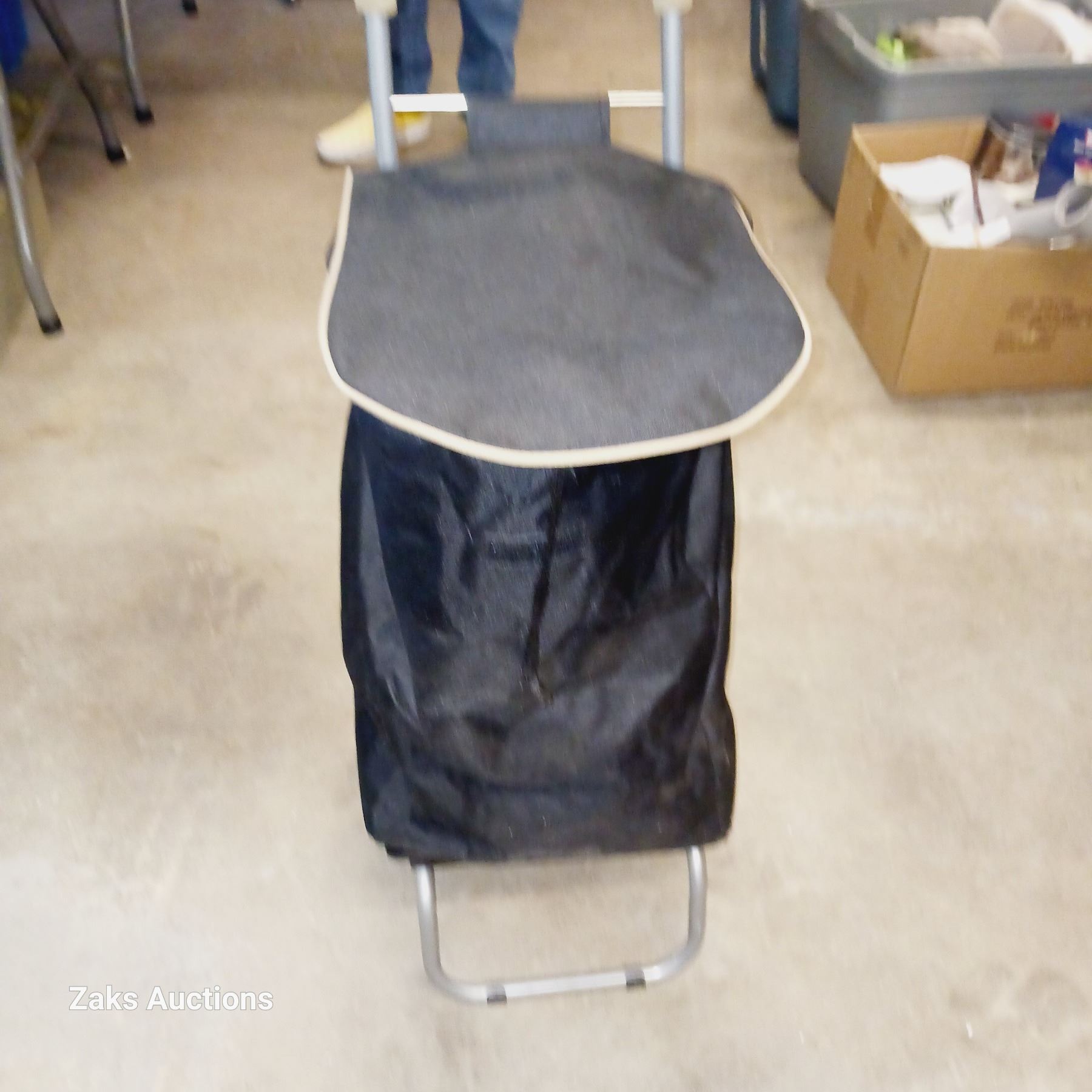 Estate Shopping Cart