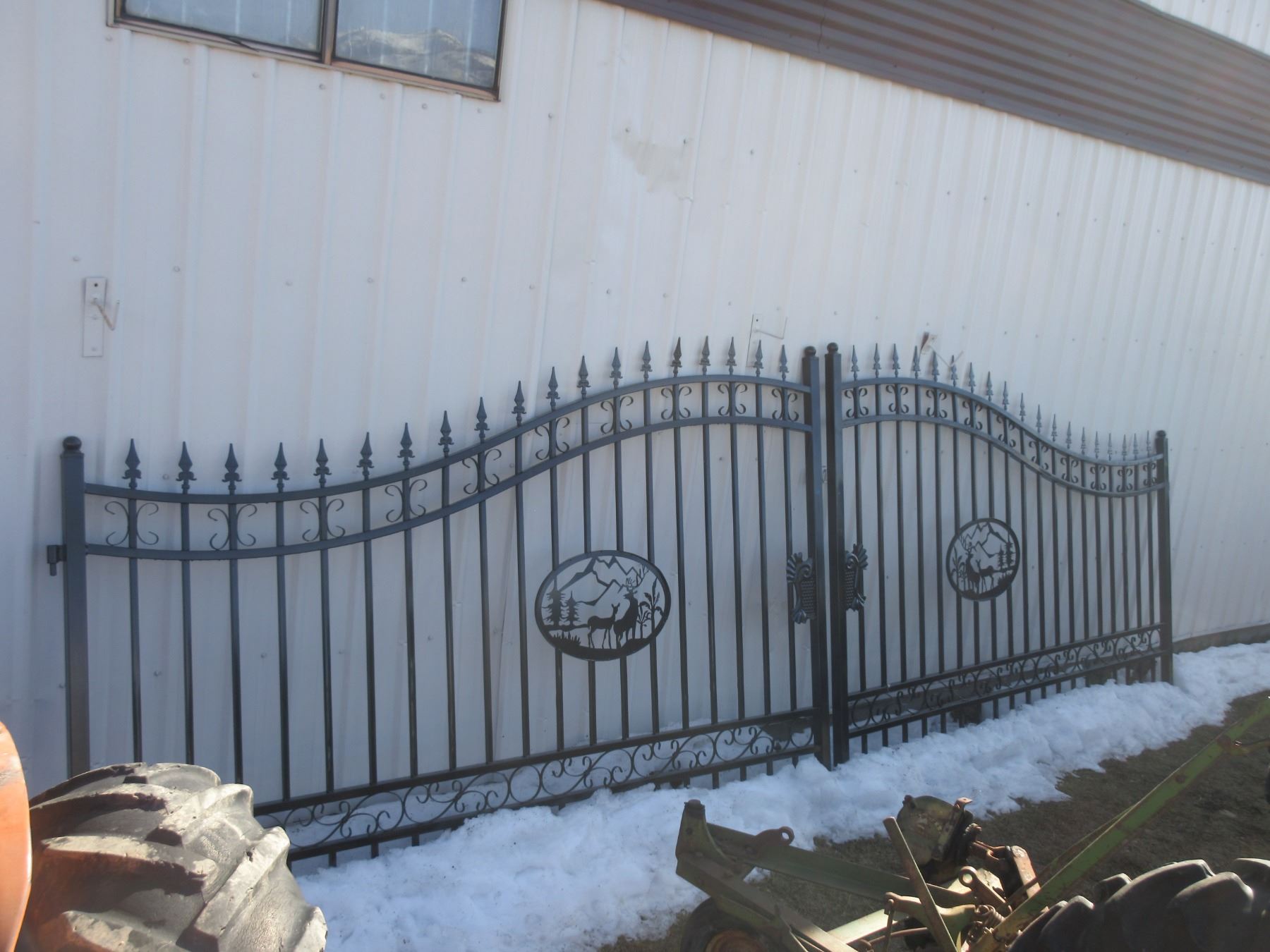 New 20' Wrought Iron Gate- Heavy Duty- Deer Scene