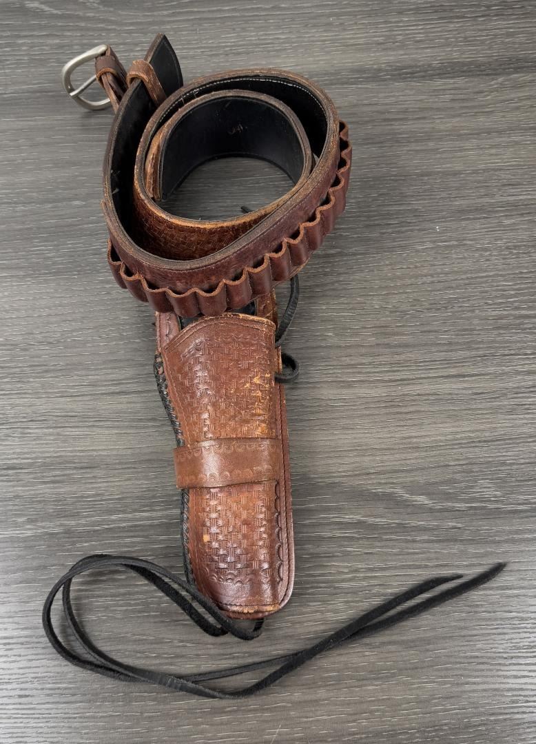 Tooled Leather Cowboy Gun Belt & Holster