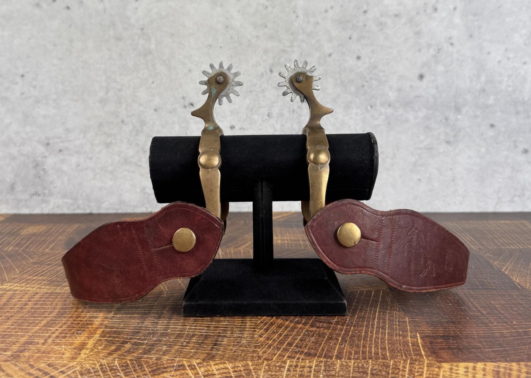 North & Judd Bronze Montana Cowboy Spurs
