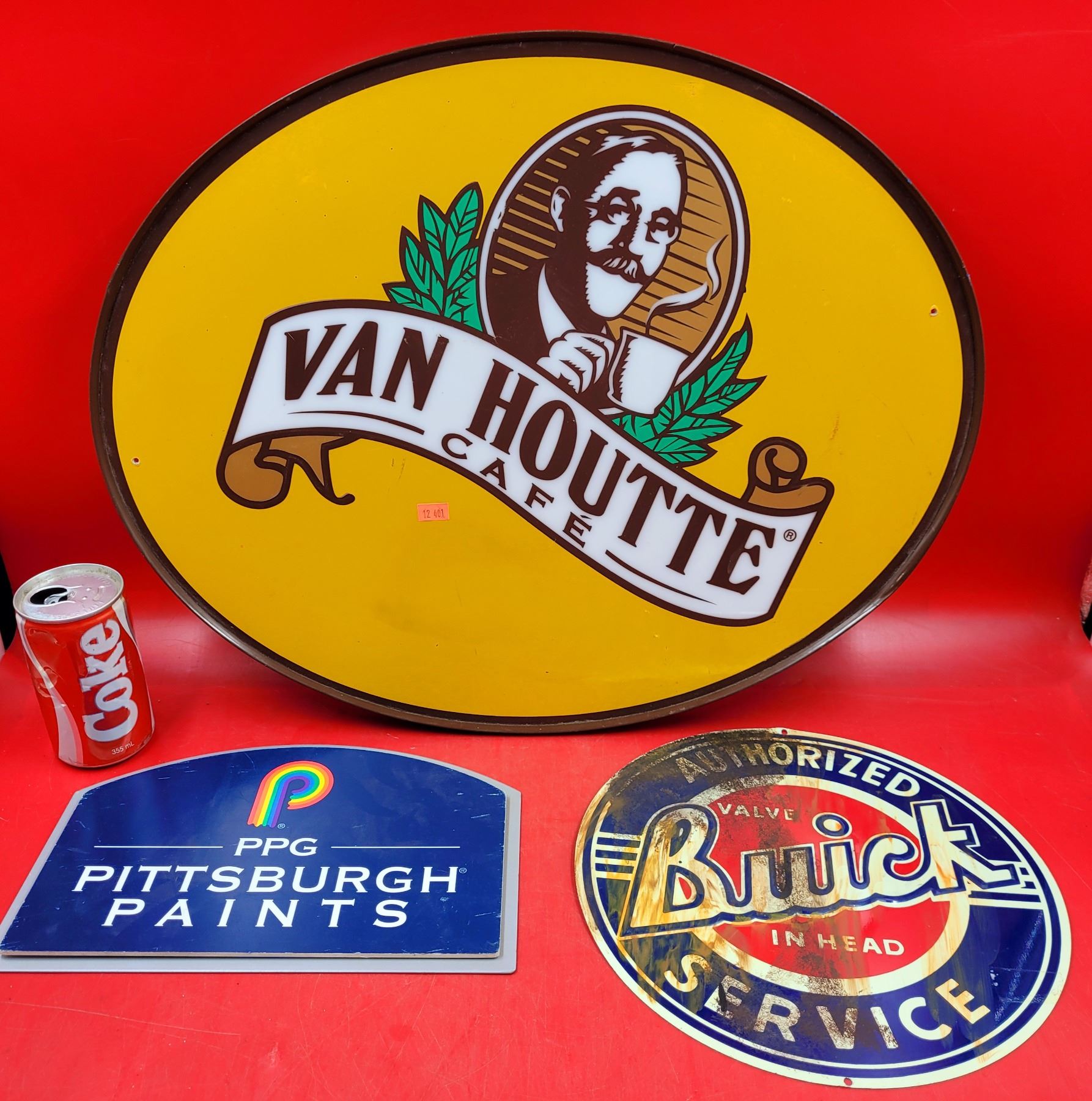 Lot Of Advertising Signs (PPG, Van Houtte, Buick)