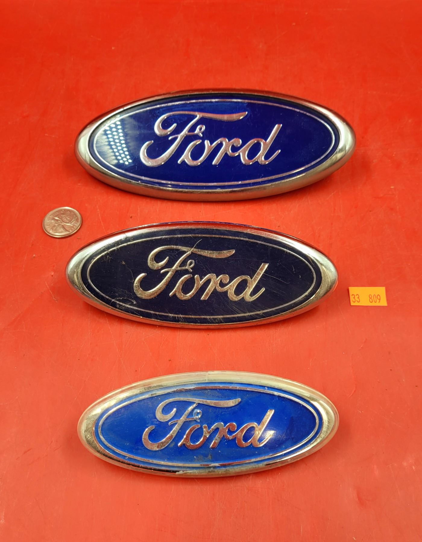 3 VTG Ford Emblems