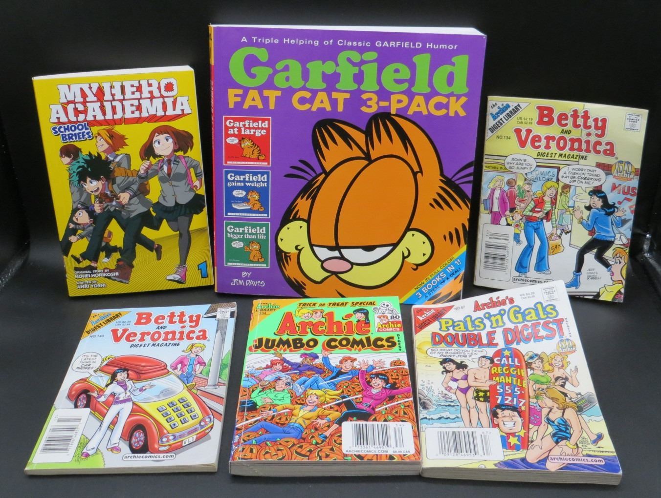 Garfield Fat Cat 3-Pack , My Hero Academia & 4 Archie Comic Books