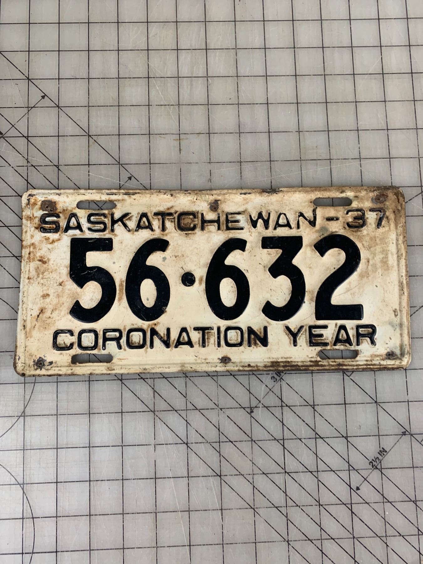1937 SASKATCHEWAN LICENSE PLATE CORONATION YEAR - Schmalz Auctions