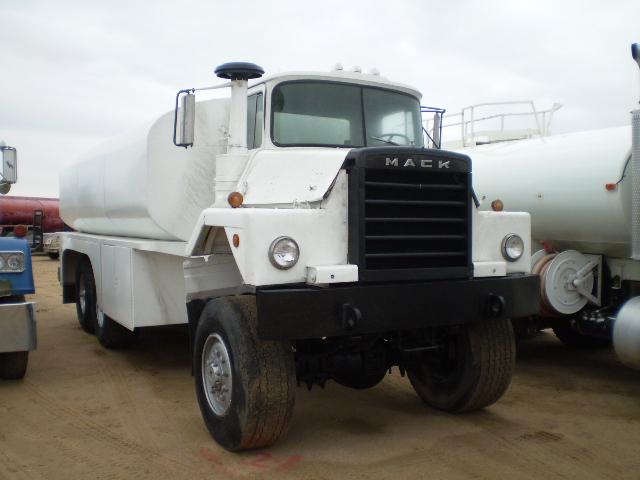 1972 MACK DM685 4,000 GALLON 6X6 WATER TRUCK, s/n DM6856S1040