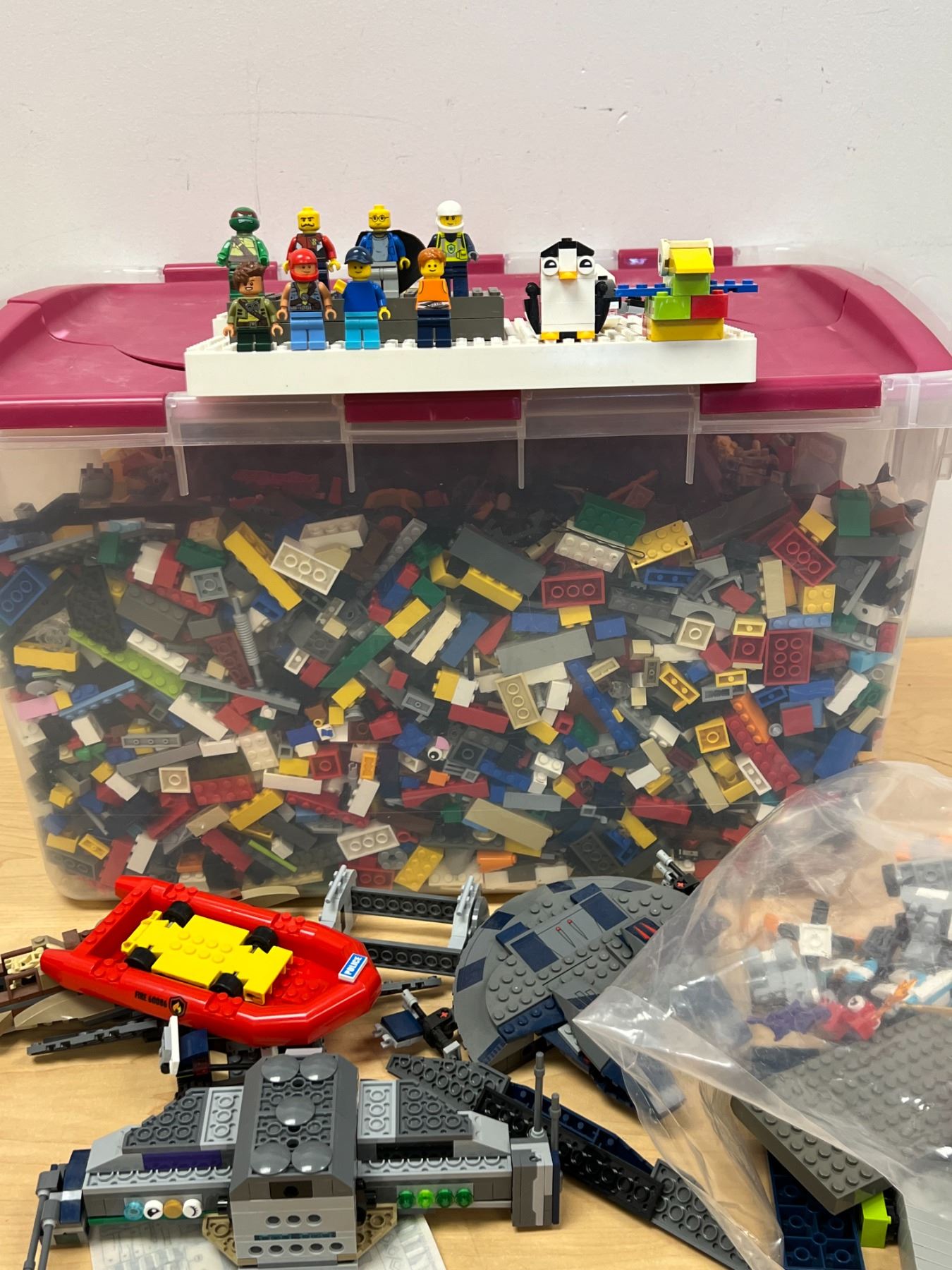 Lego pieces and figures - fairly large bin at 19x13" & 12"T - see all ...
